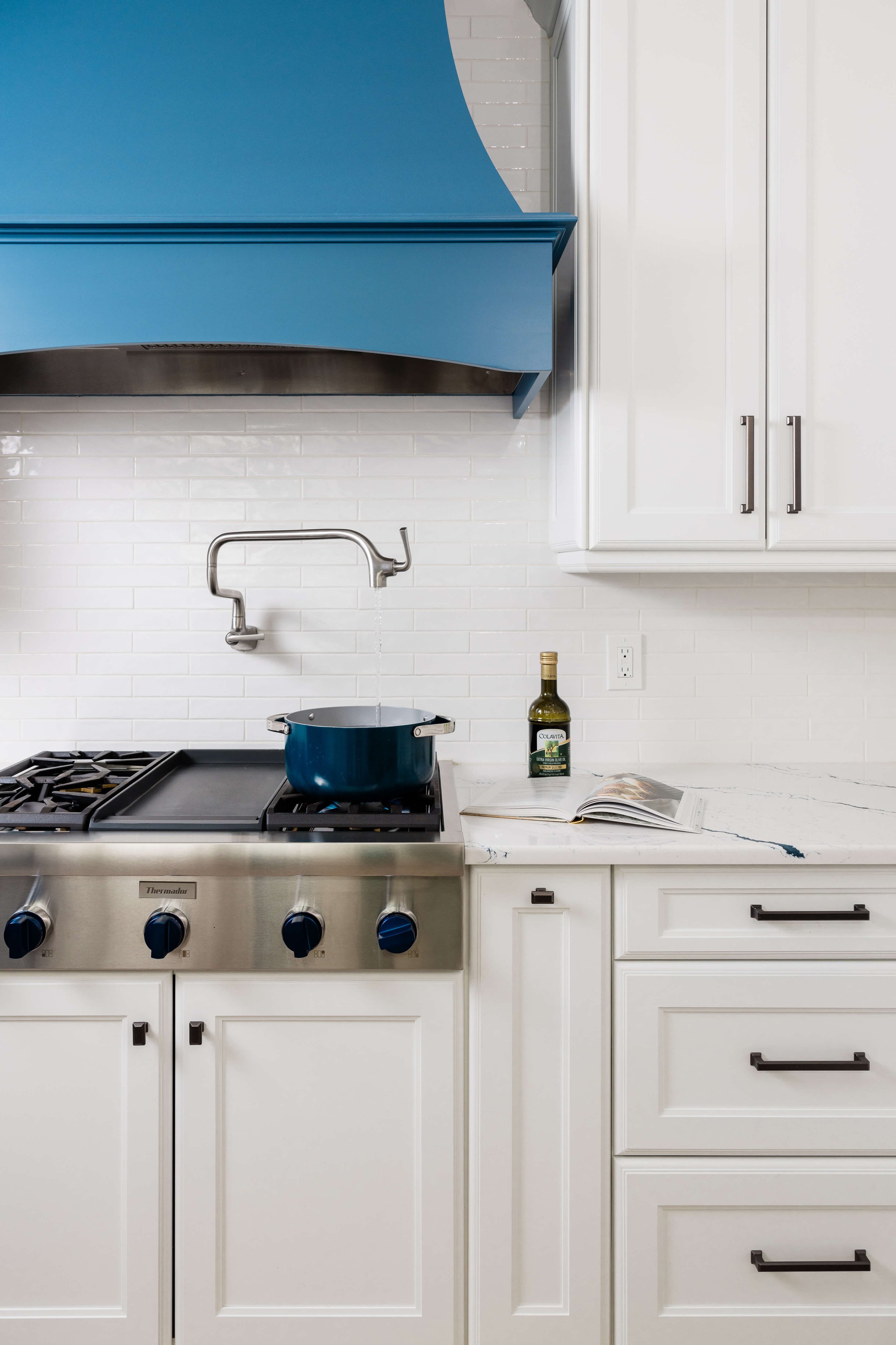 Top Paint Colors to Try When Custom Home Remodeling — Lindross Remodeling