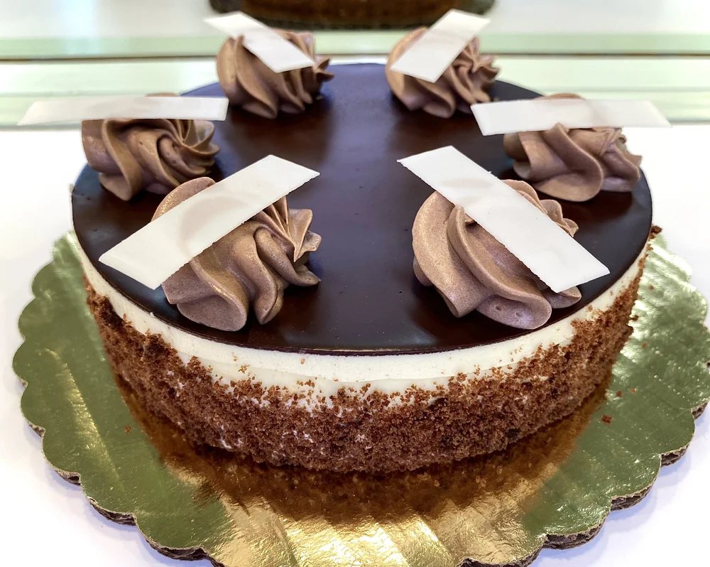 Classic Cakes — Gerhard's Elegant European Desserts