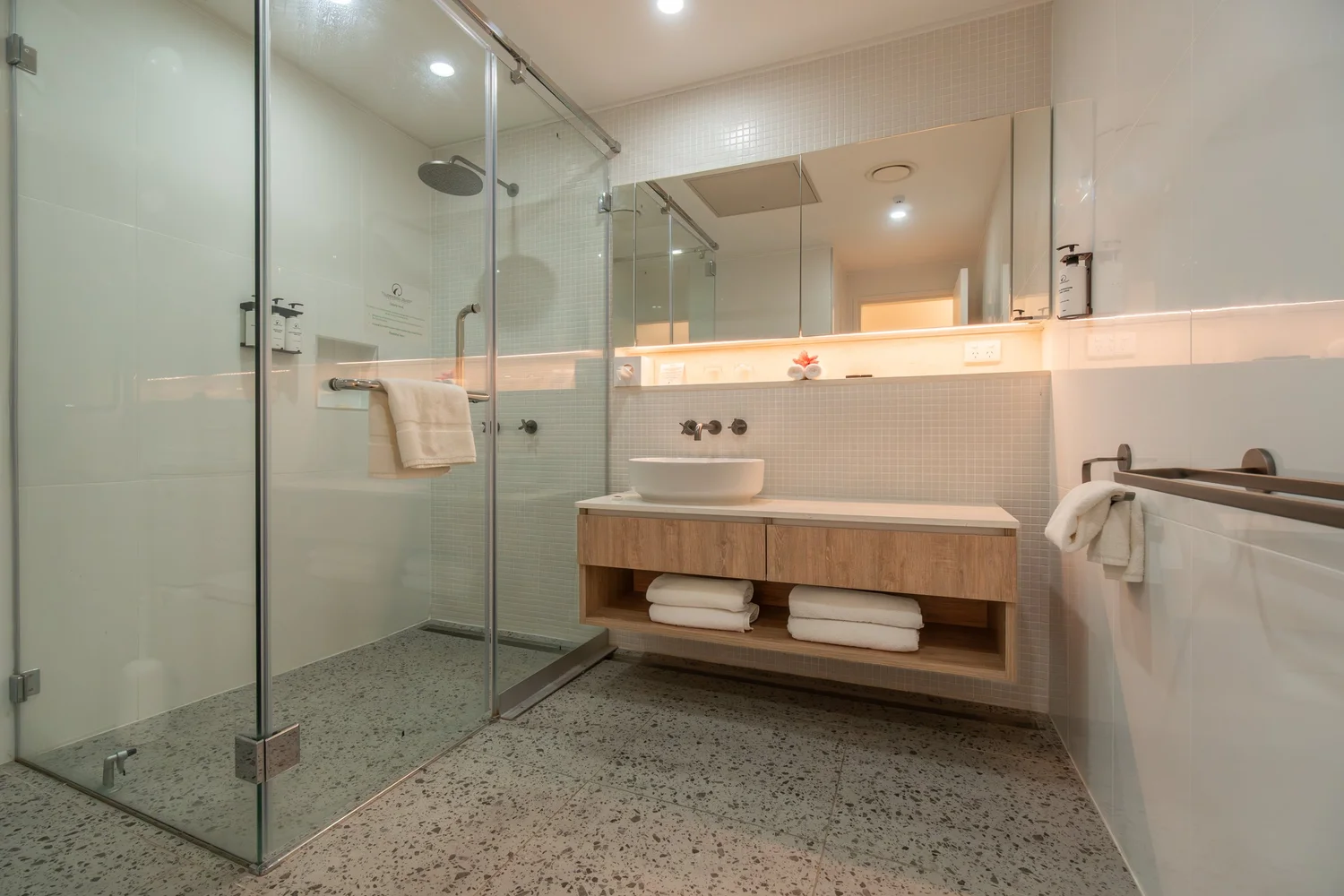 The Cove Villa | Book Your Getaway — Taumeasina Island Resort