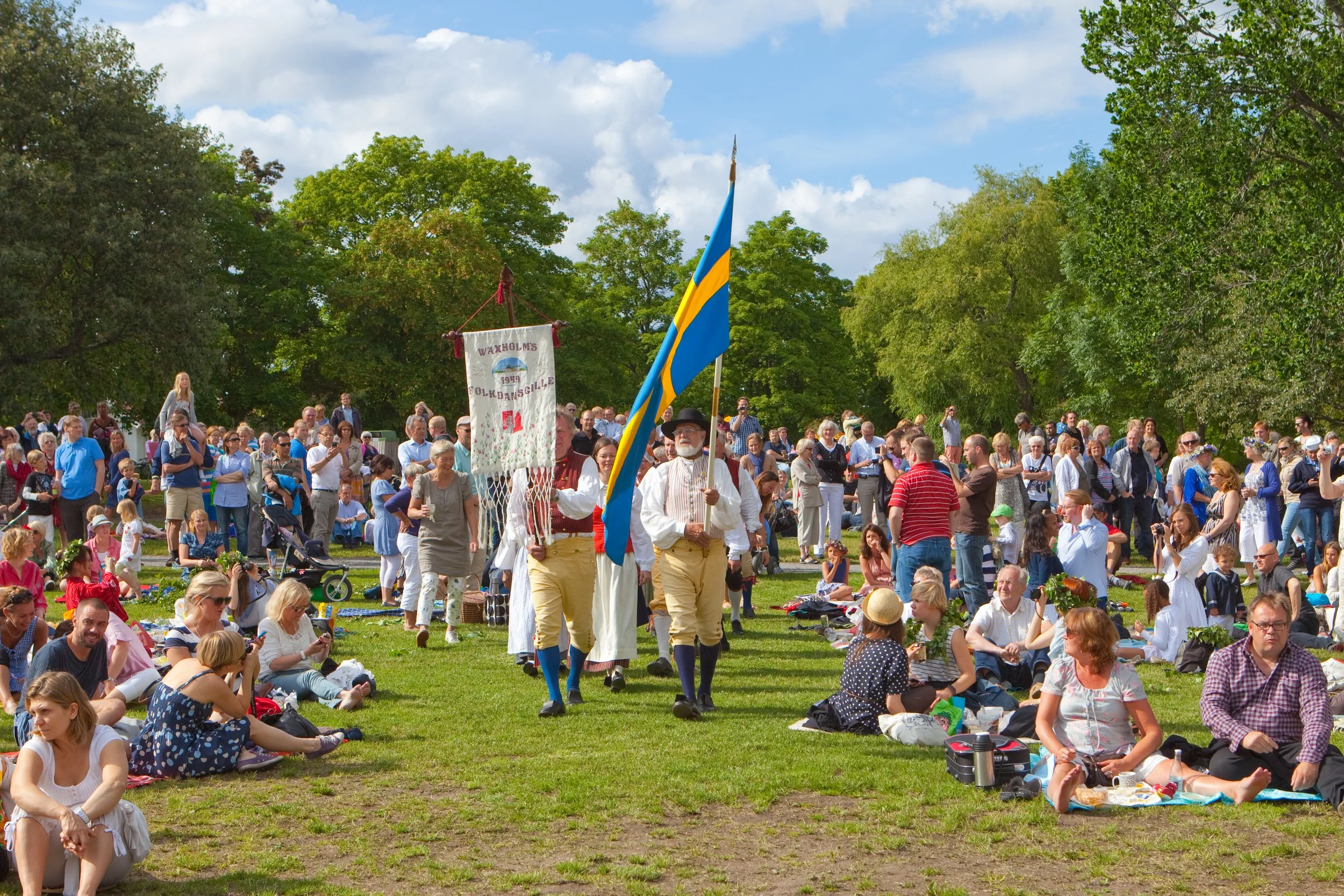 Midsummer traditions - Destination Vaxholm