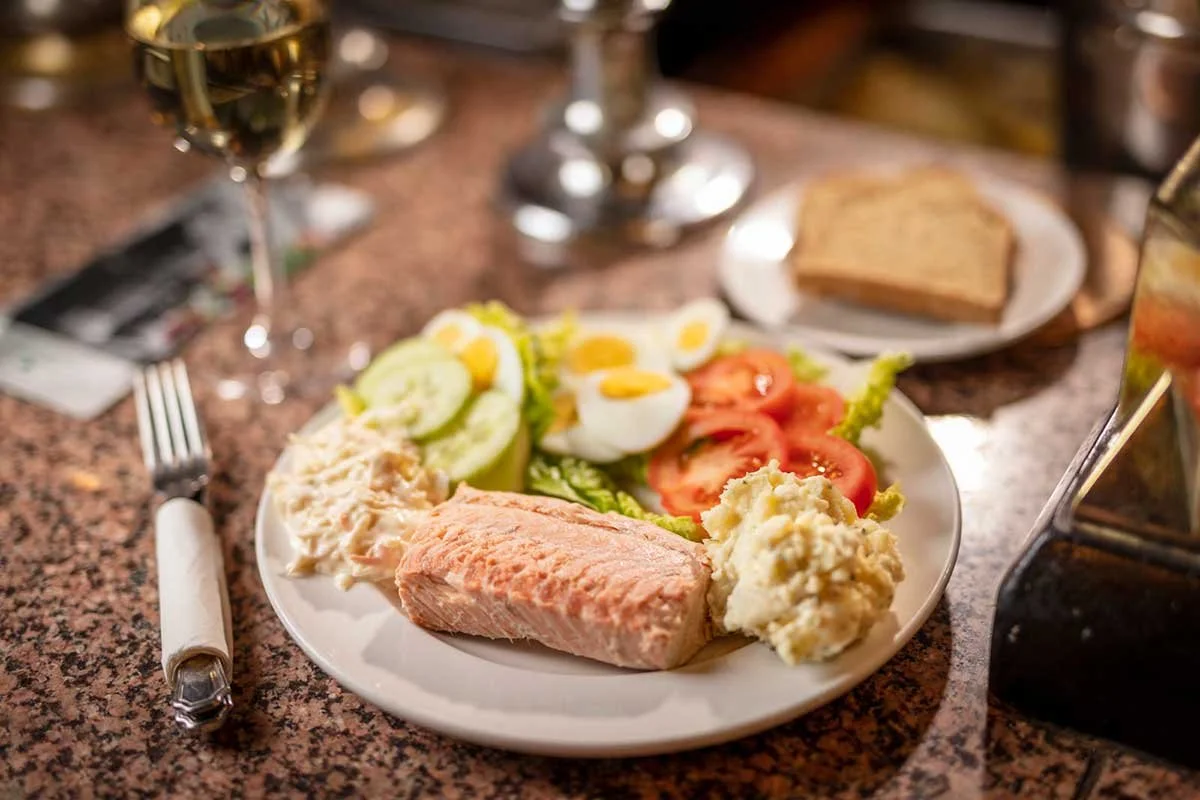 Bar Food Menu — Neary's Bar & Lounge Dublin