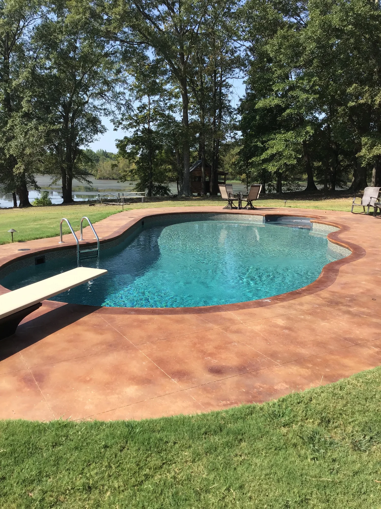Swimming Pools of Tupelo - Best Backyard Pools in North Mississippi ...