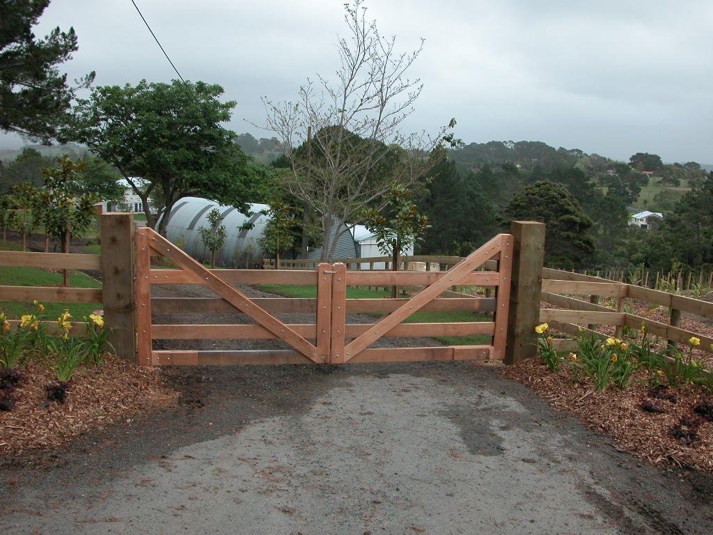 Swing Gates — Wooden Gates
