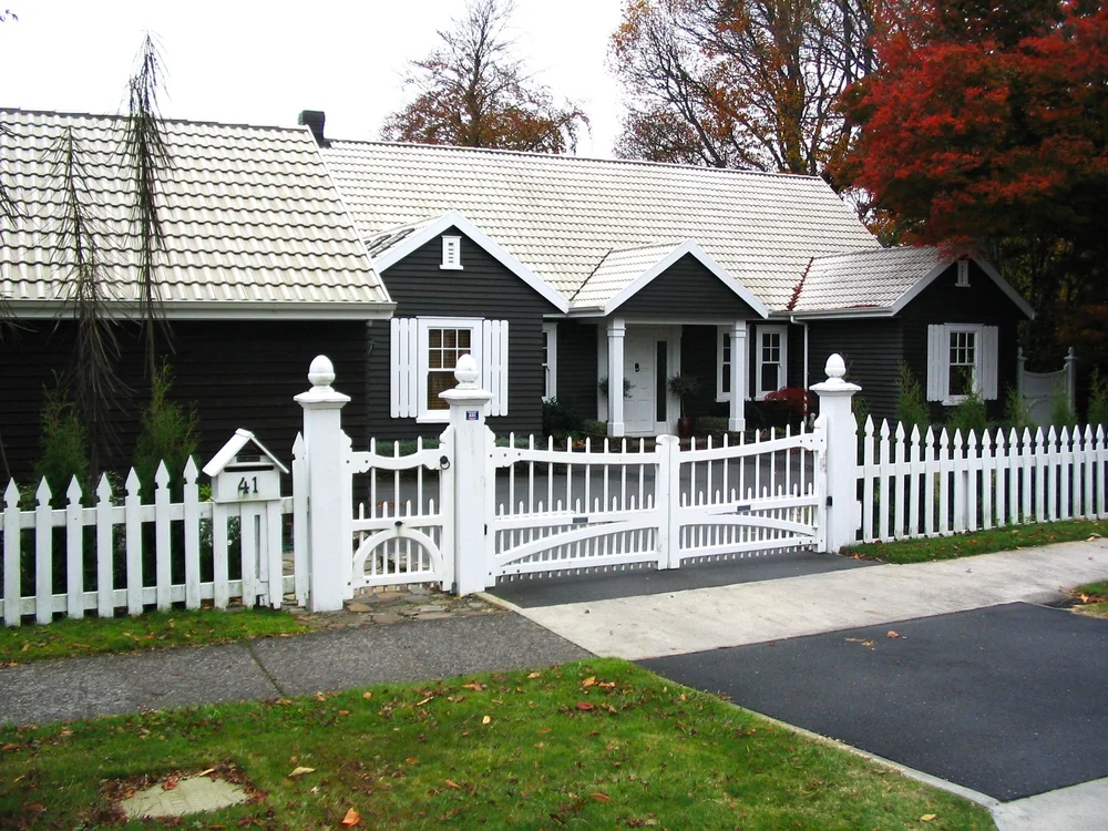 Traditional Gates — Wooden Gates