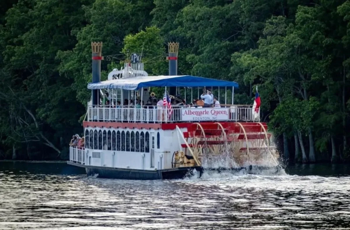 About 2 — Albemarle Queen