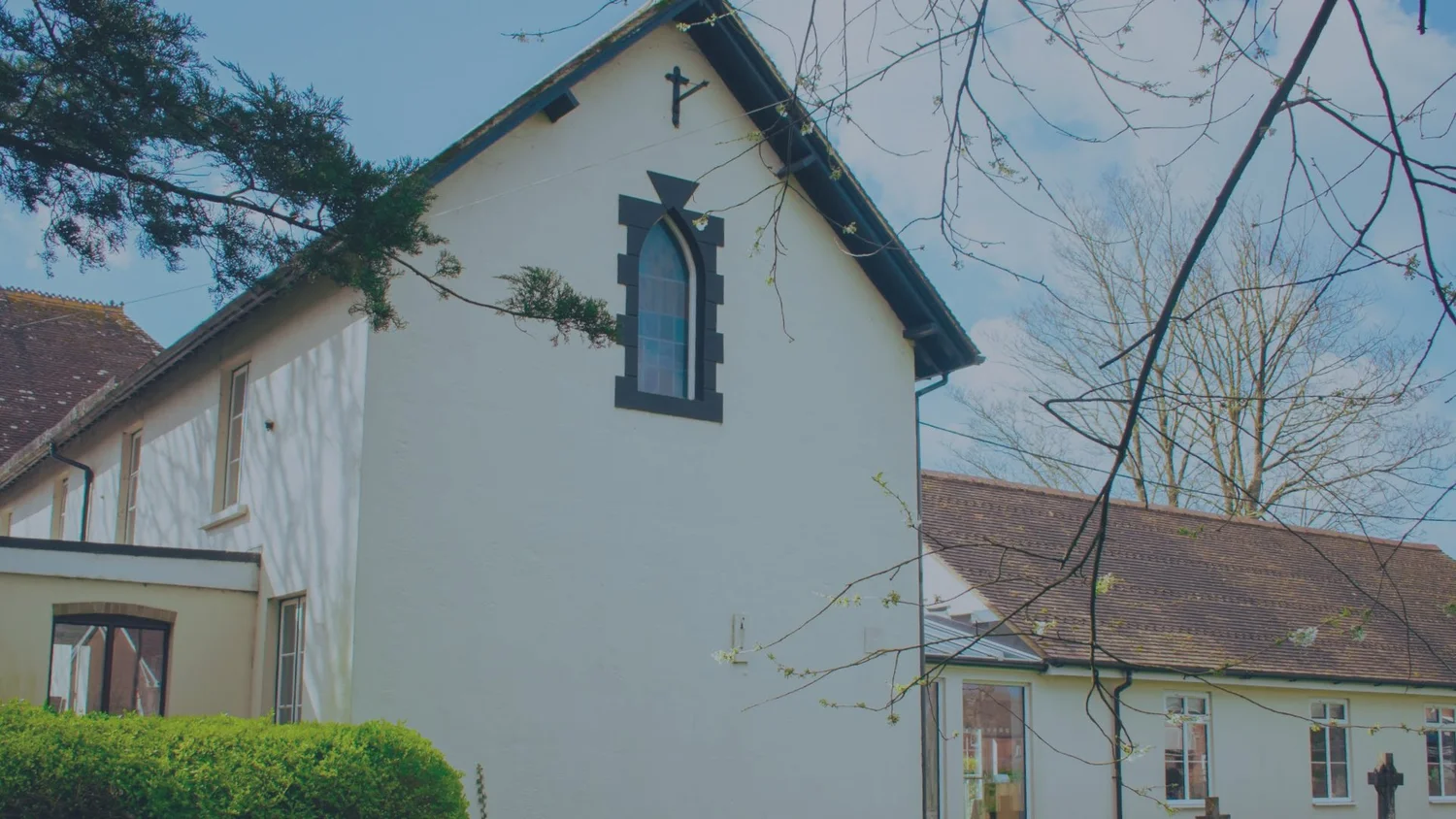 Our Lady of Sorrows & St Philip Benizi Catholic Church, Fordingbridge ...