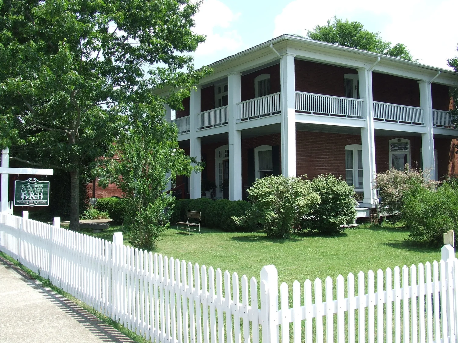 Hale House/ Patterson Hotel — Historic Lebanon Driving Tour