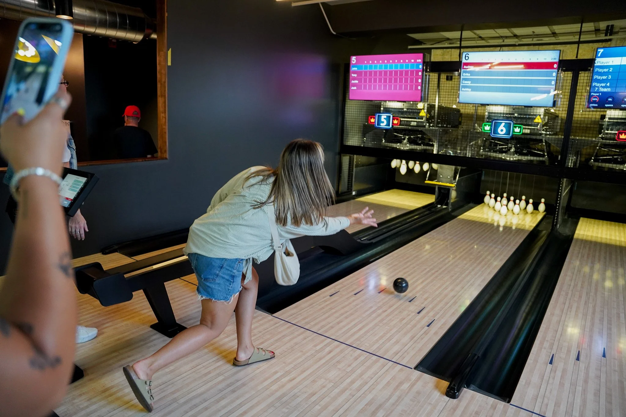 Corner Pins Lima - Duck Pin Bowling