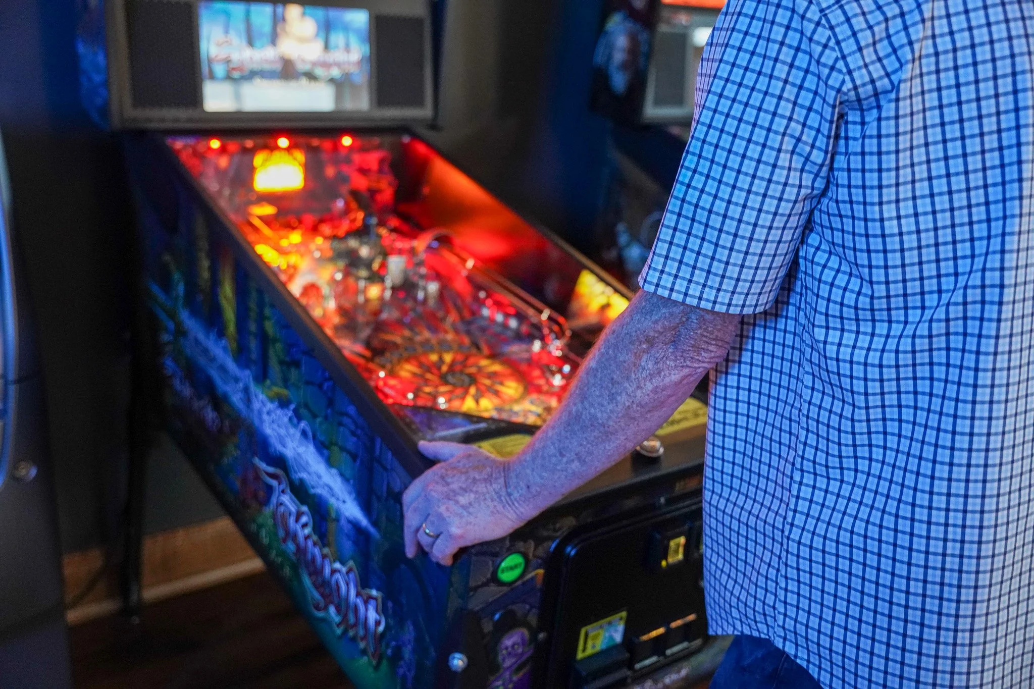Corner Pins Lima - Duck Pin Bowling