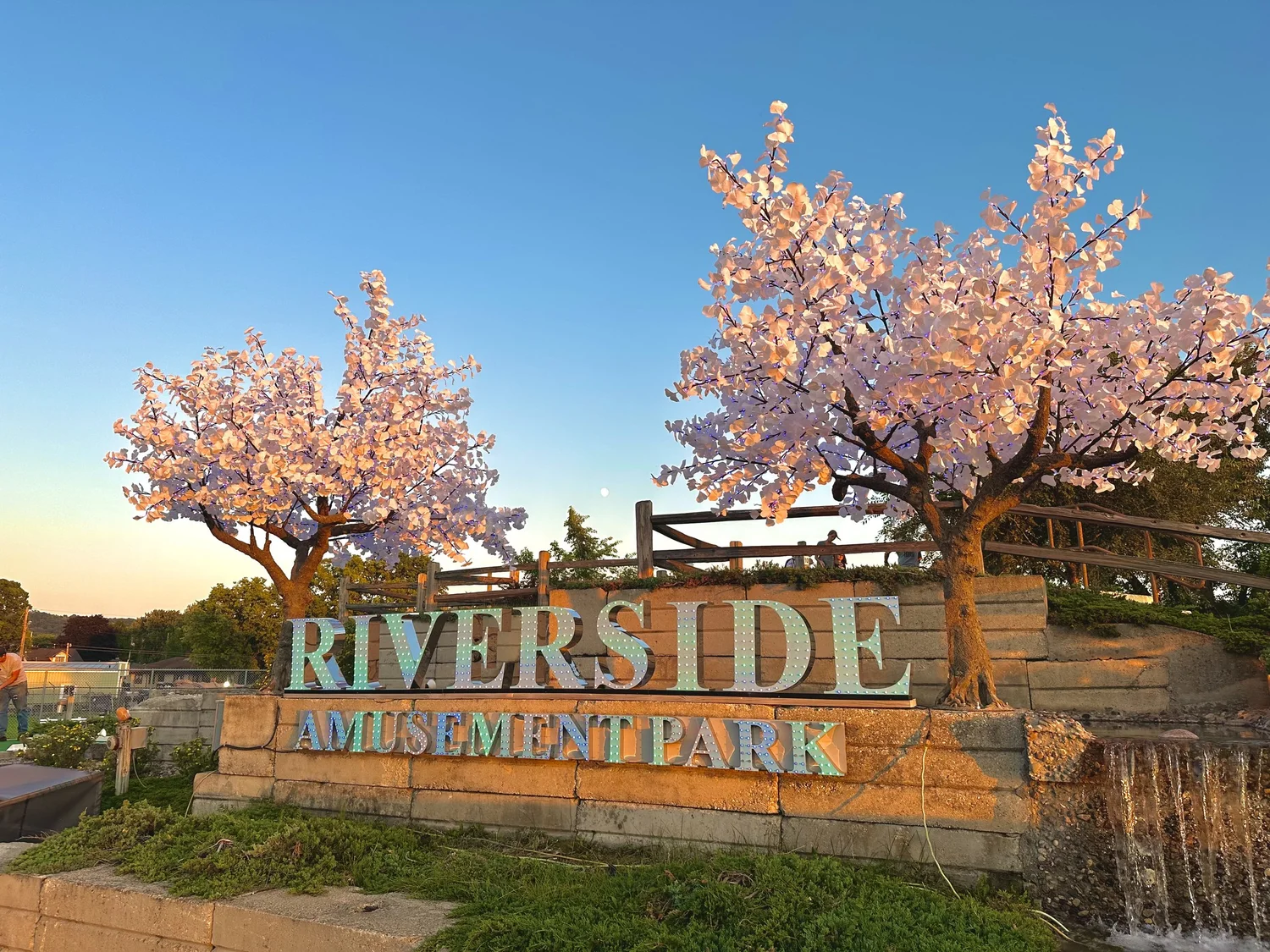 About — Riverside Amusement Park