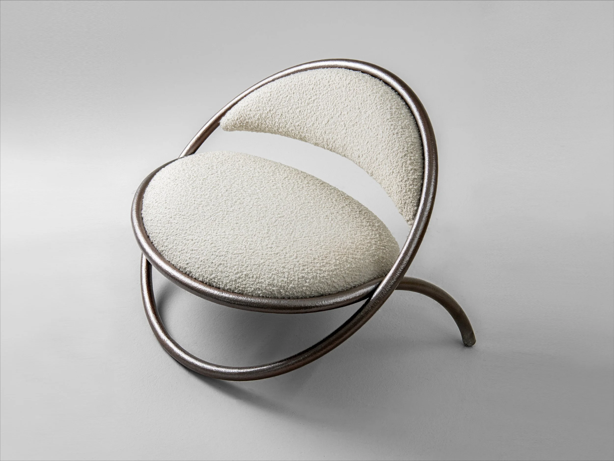 Hessentia — Italian Collection Luxury Furniture Distributors