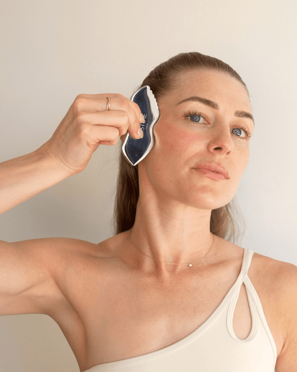 Store 2 — POSTURE TONIC