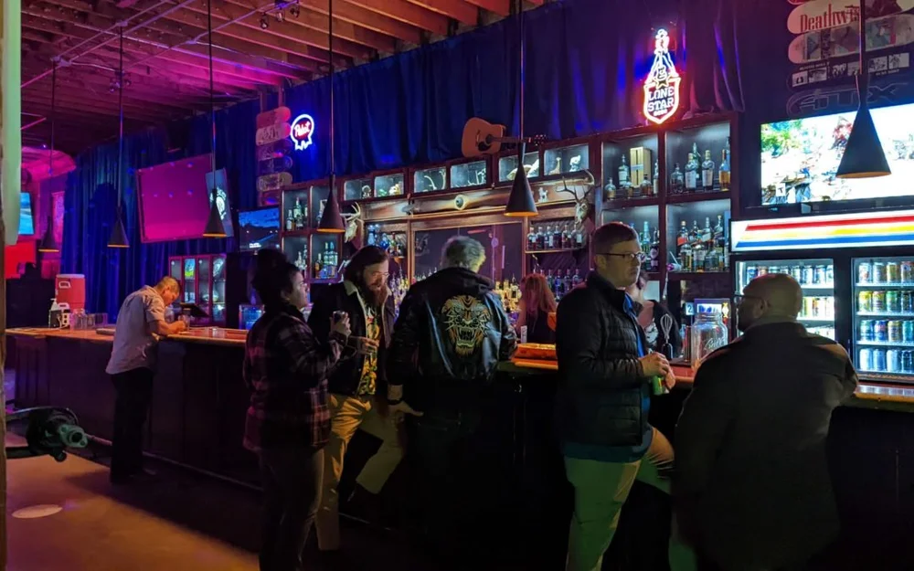 9 Bars in Waco, TX, That Will Make You Say Cheers