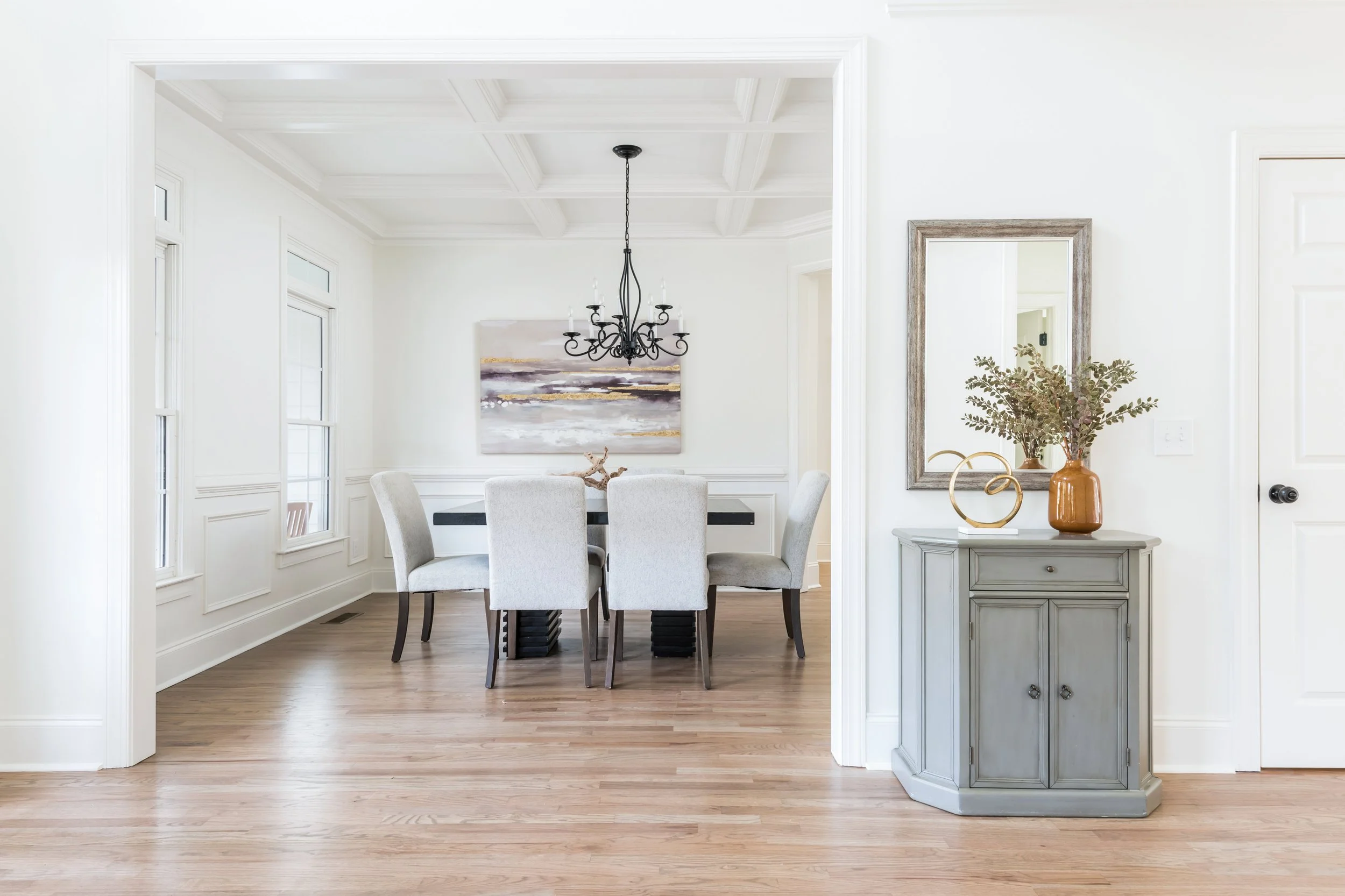 Lisa V Company - Home Staging & Interior Design