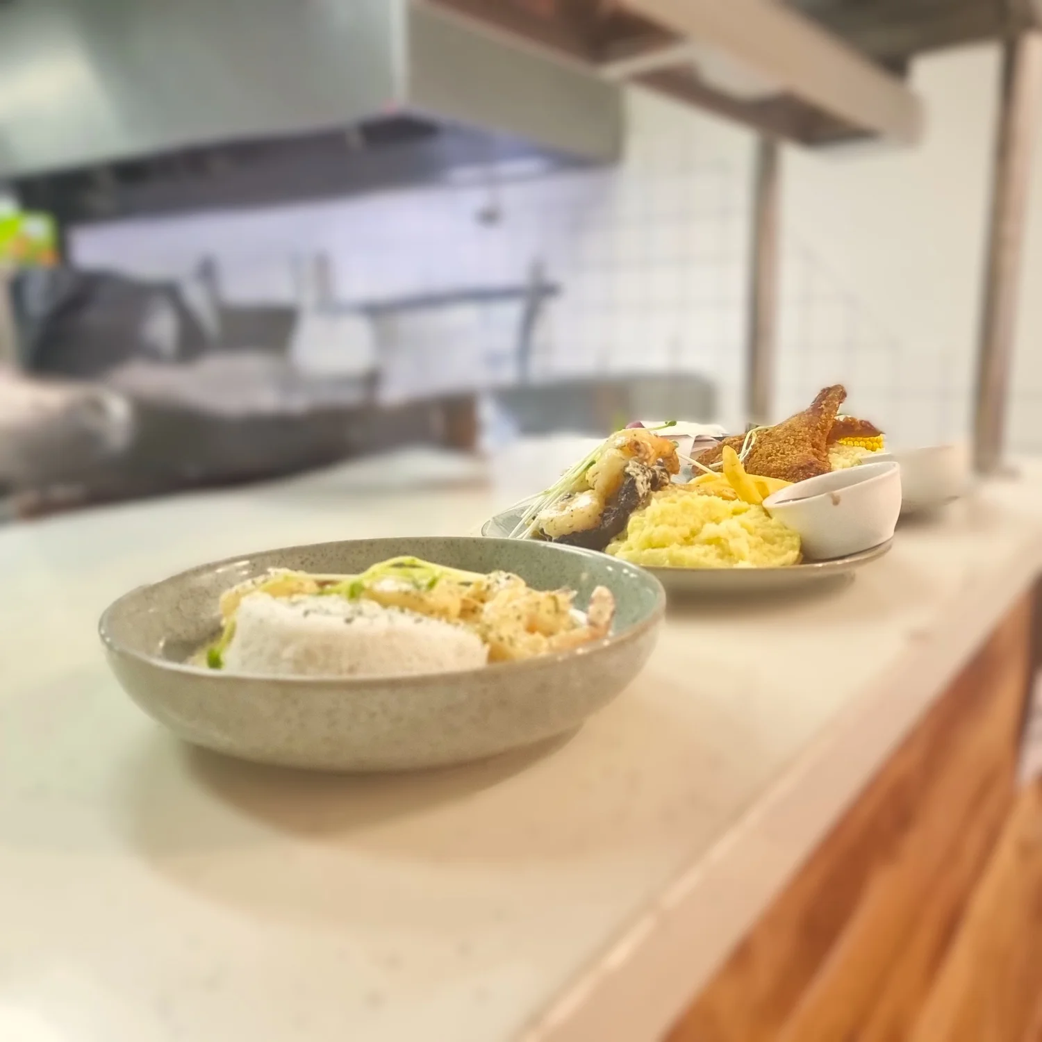 BIDGEE HOTEL | Discover & Experience Today