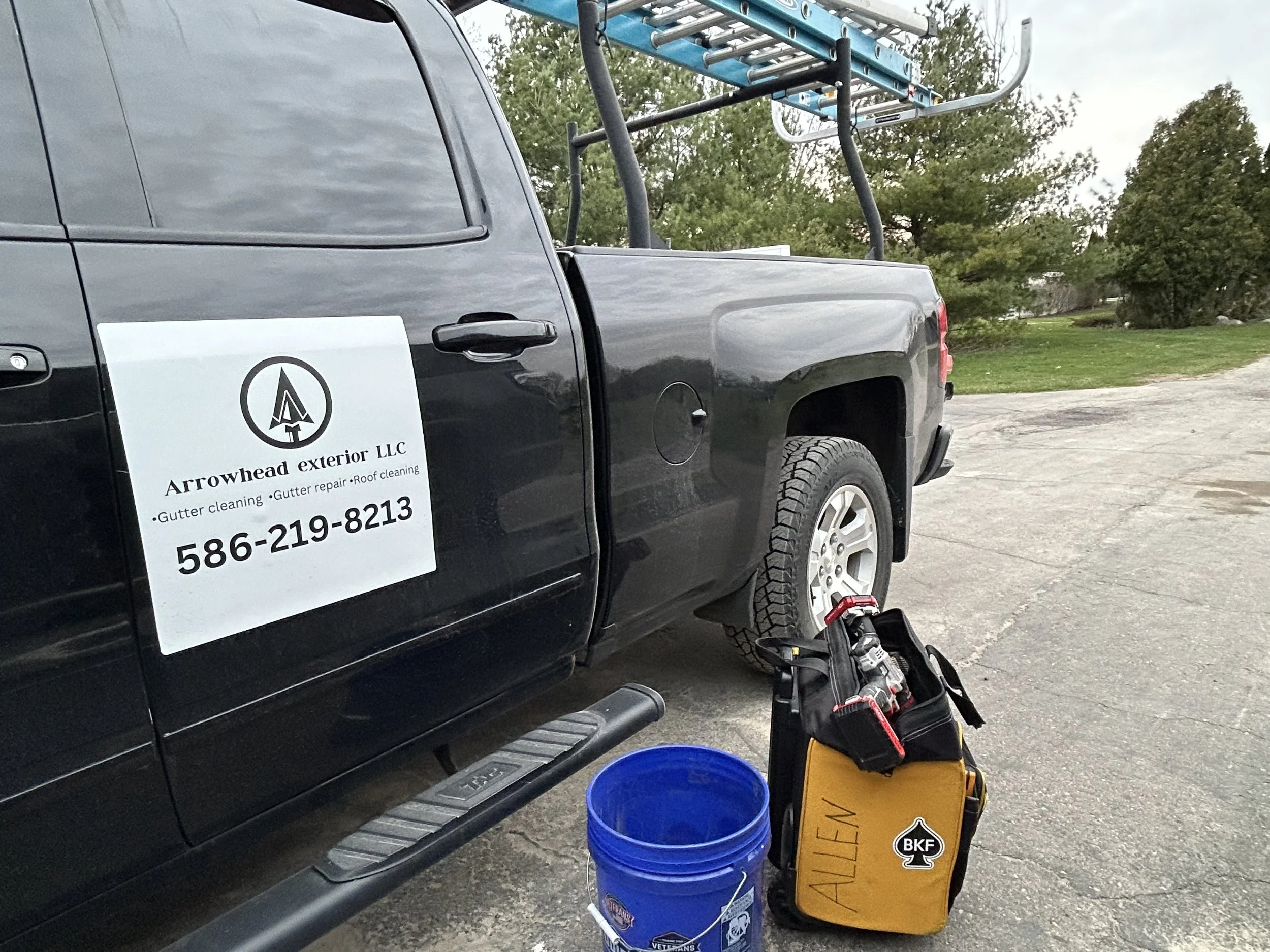 Arrowhead Exterior LLC Gutter cleaning service | Howell, Williamston, Okemos, MI | Mid-Michigan ...