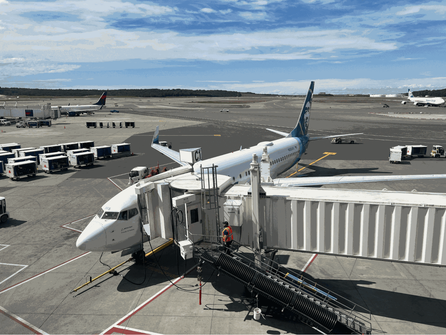 A Complete Guide to Alaska Airlines MileagePlan MVP Elite Status ...