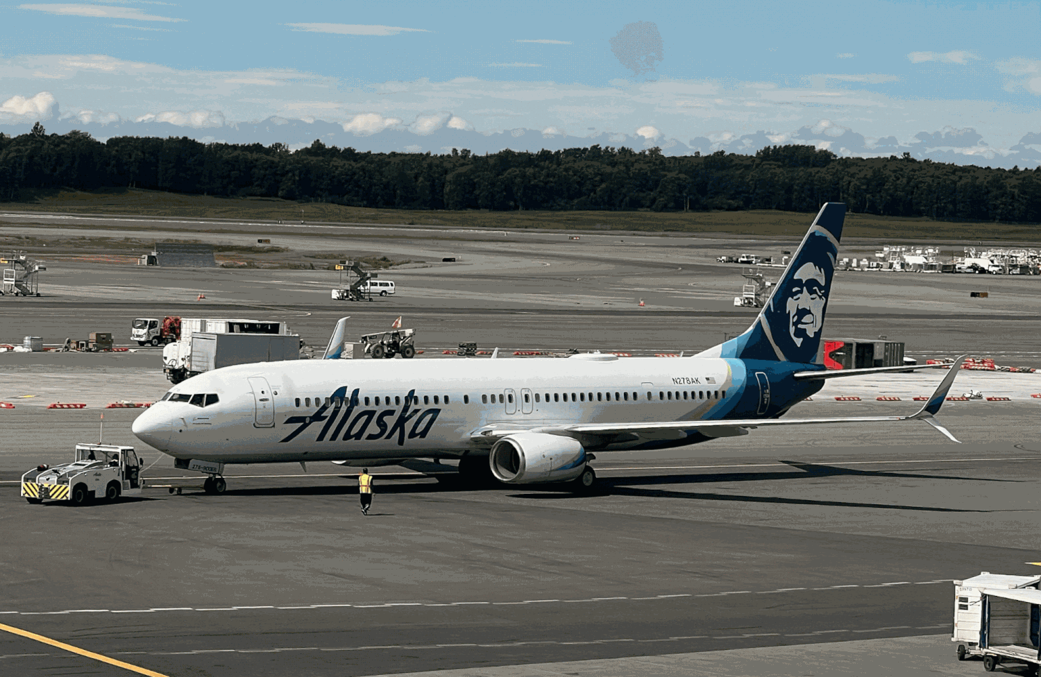 A Complete Guide to Alaska Airlines MileagePlan MVP Elite Status ...