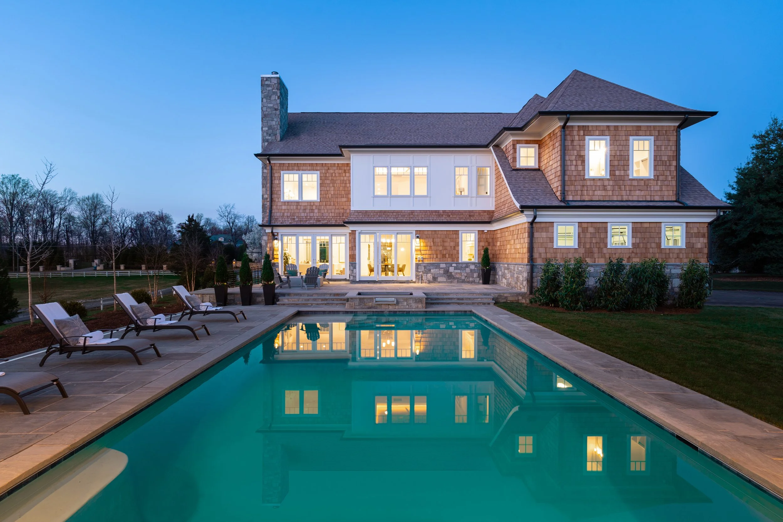 CRESTVIEW By Classic Cottages