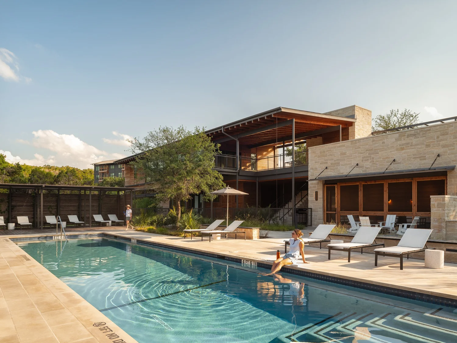 Robert Gomez Stills & Motion