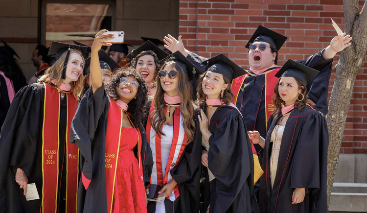 How to Write Standout USC Supplemental Essays - 2024-2025 Guide and ...