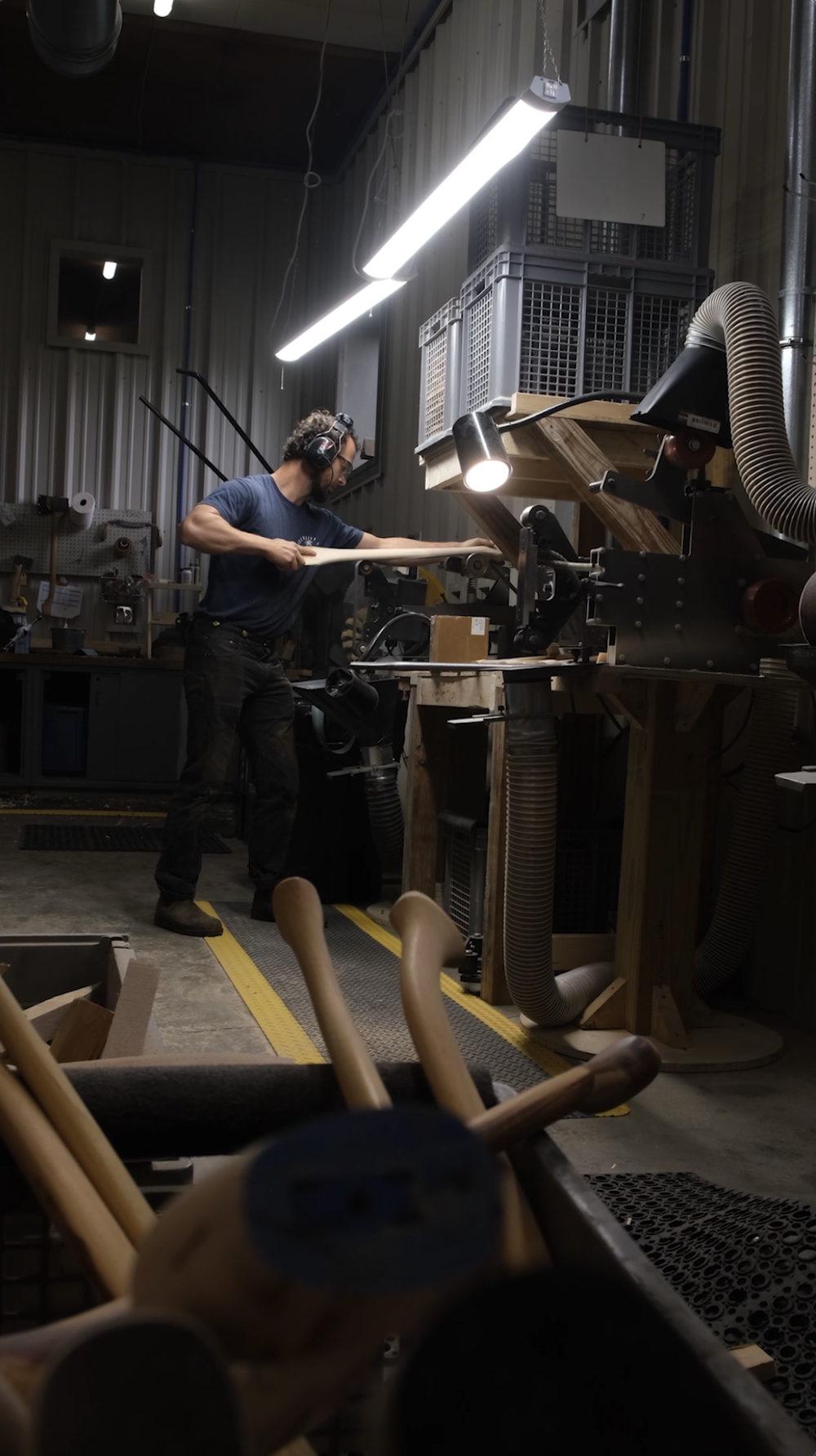 Hoffman Handles | Premium Replacement Axe Handles For Restoration