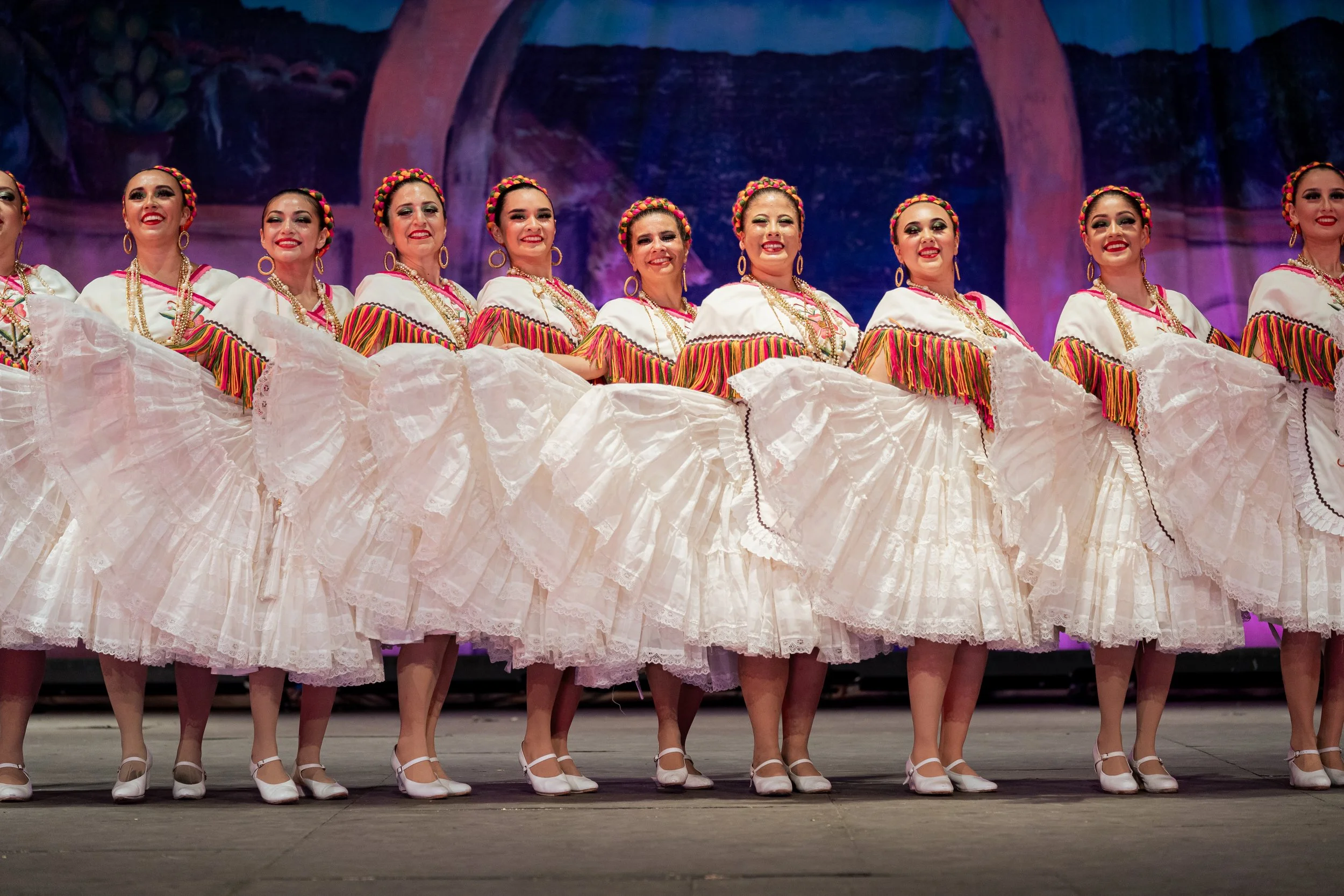 Roy Lozano Ballet Folklorico de Texas