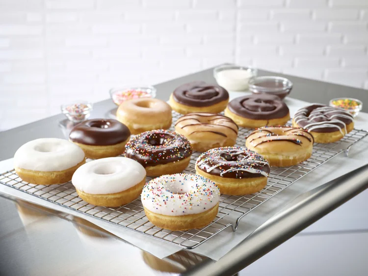 Clyde's Donuts | Taste the Tradition
