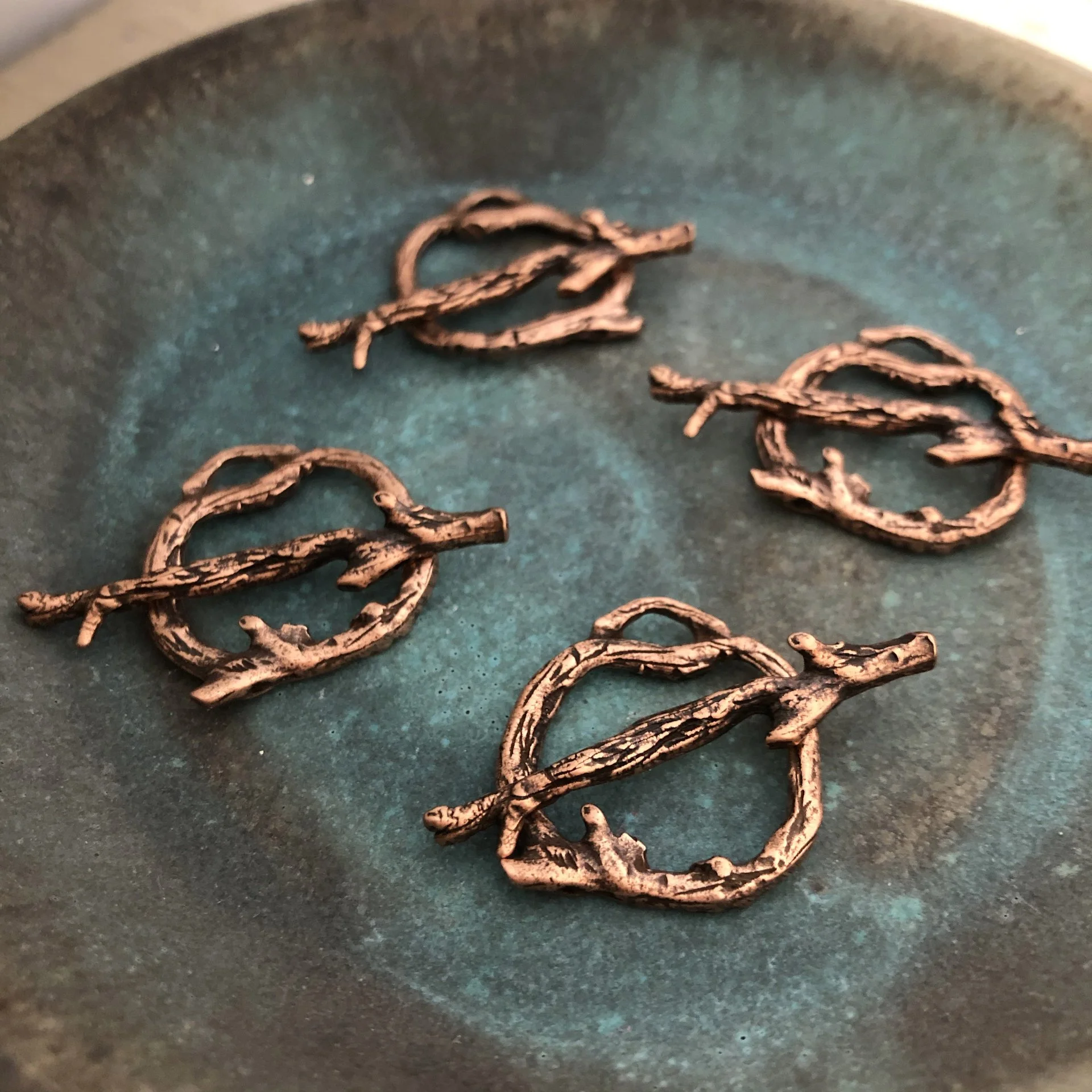 Hammered Toggles Antique Copper — Humblebeads