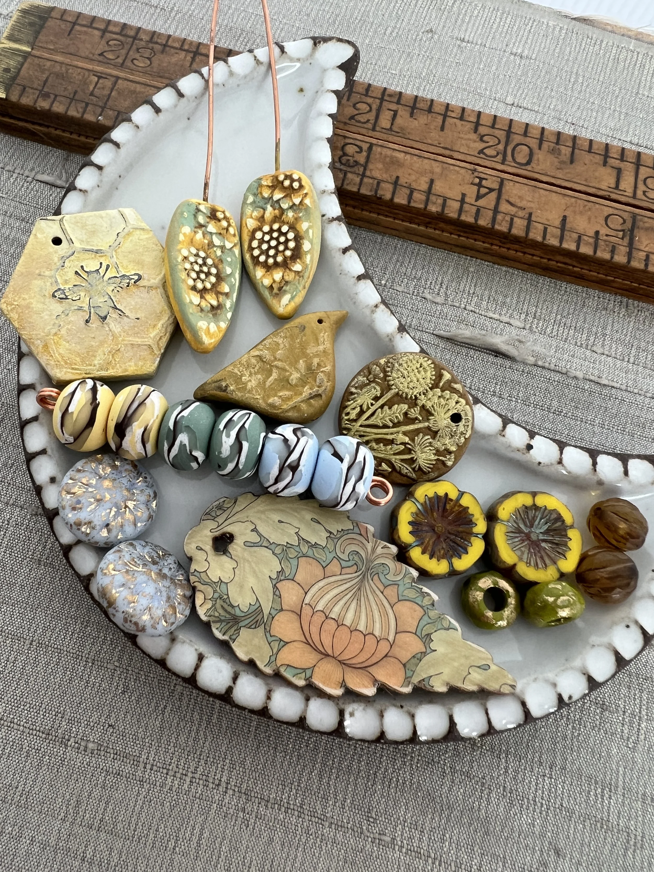 Artisan Bead Bundle - Sunshine & Sunflowers — Humblebeads