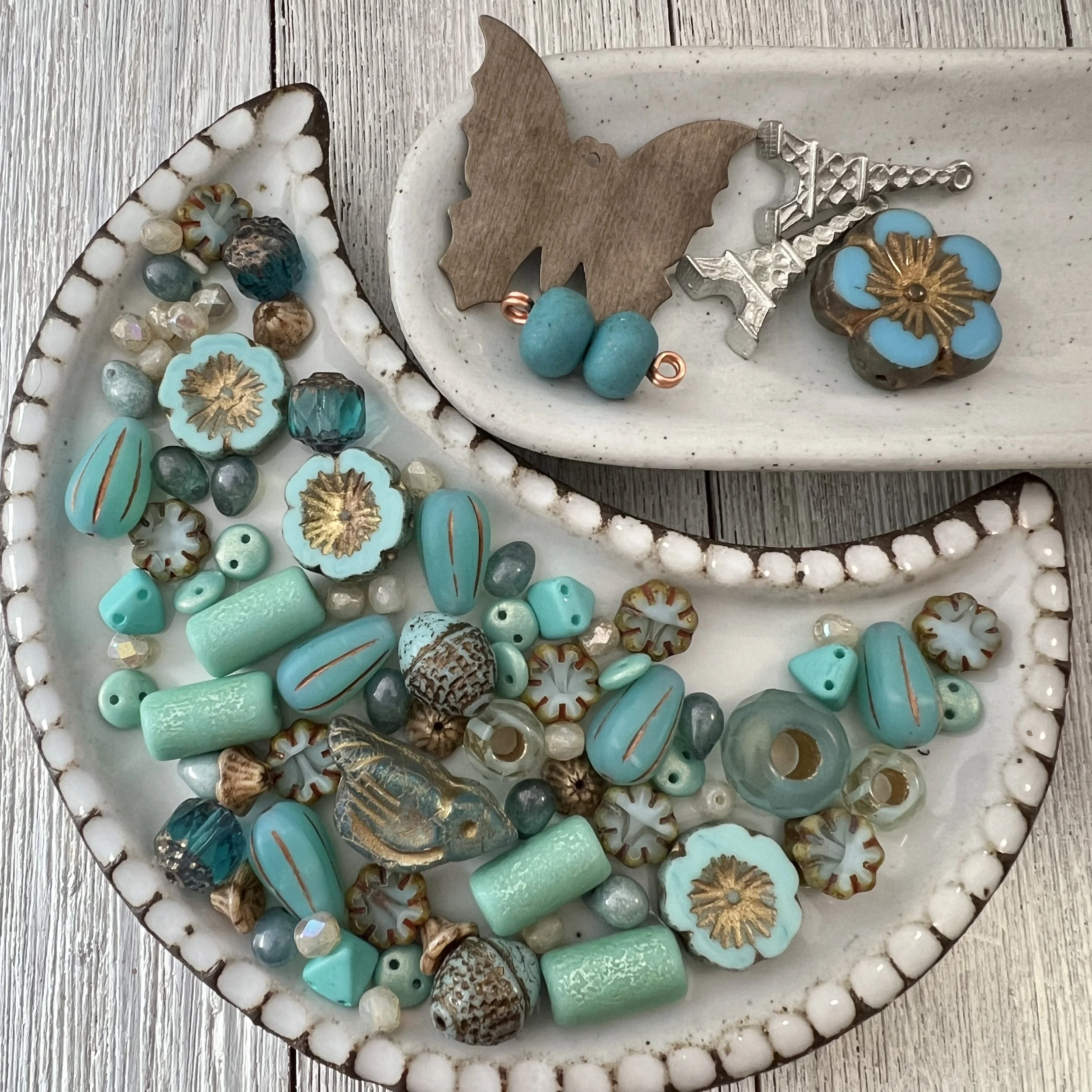 9mm Cactus Flower Periwinkle — Humblebeads