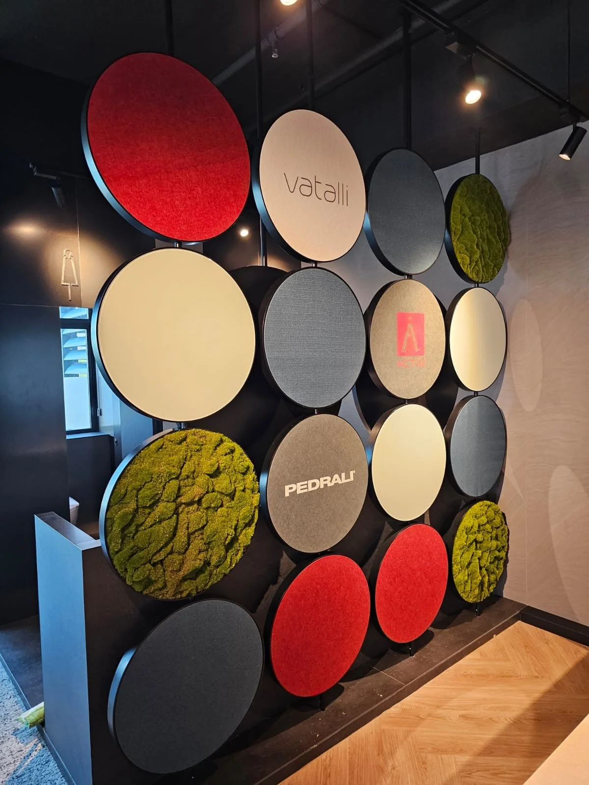 Vatalli Showroom — APT ATELIER