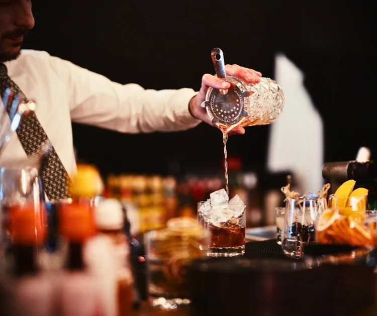 The Magicians Table | The best magic show in London