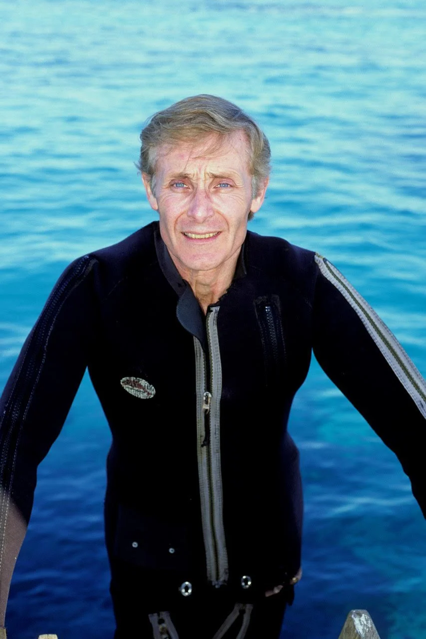 About Peter Benchley — Peter Benchley