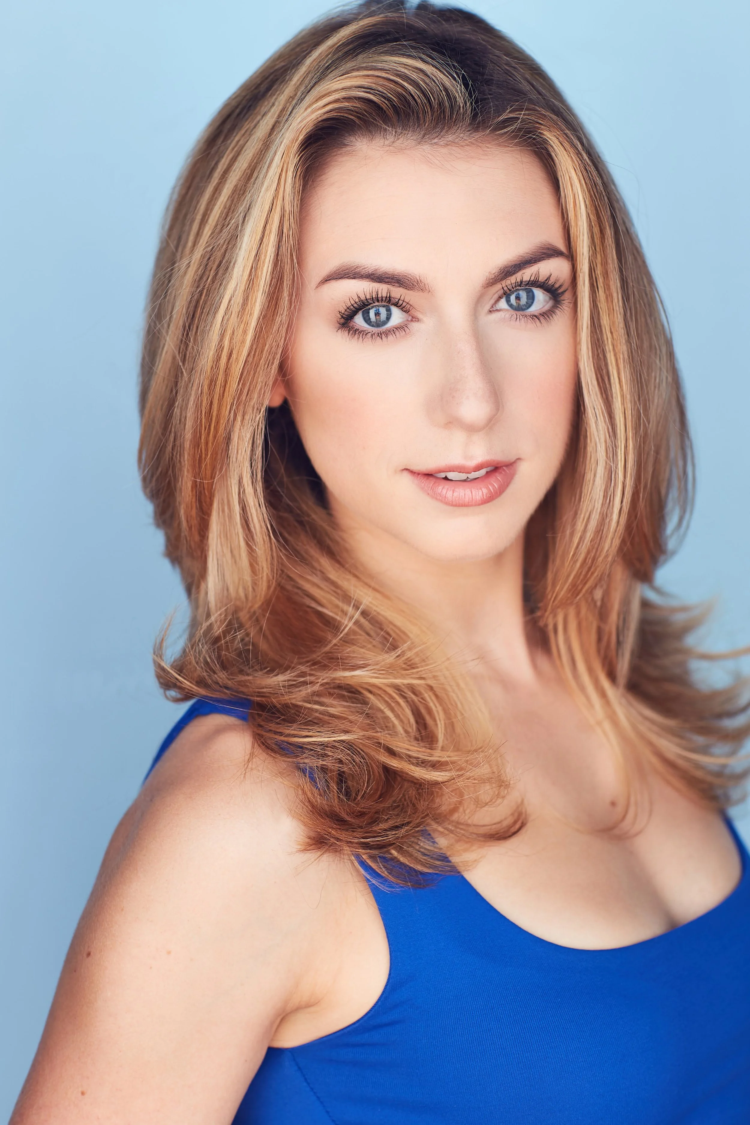 RESUME & MEDIA — Sarah Ellis