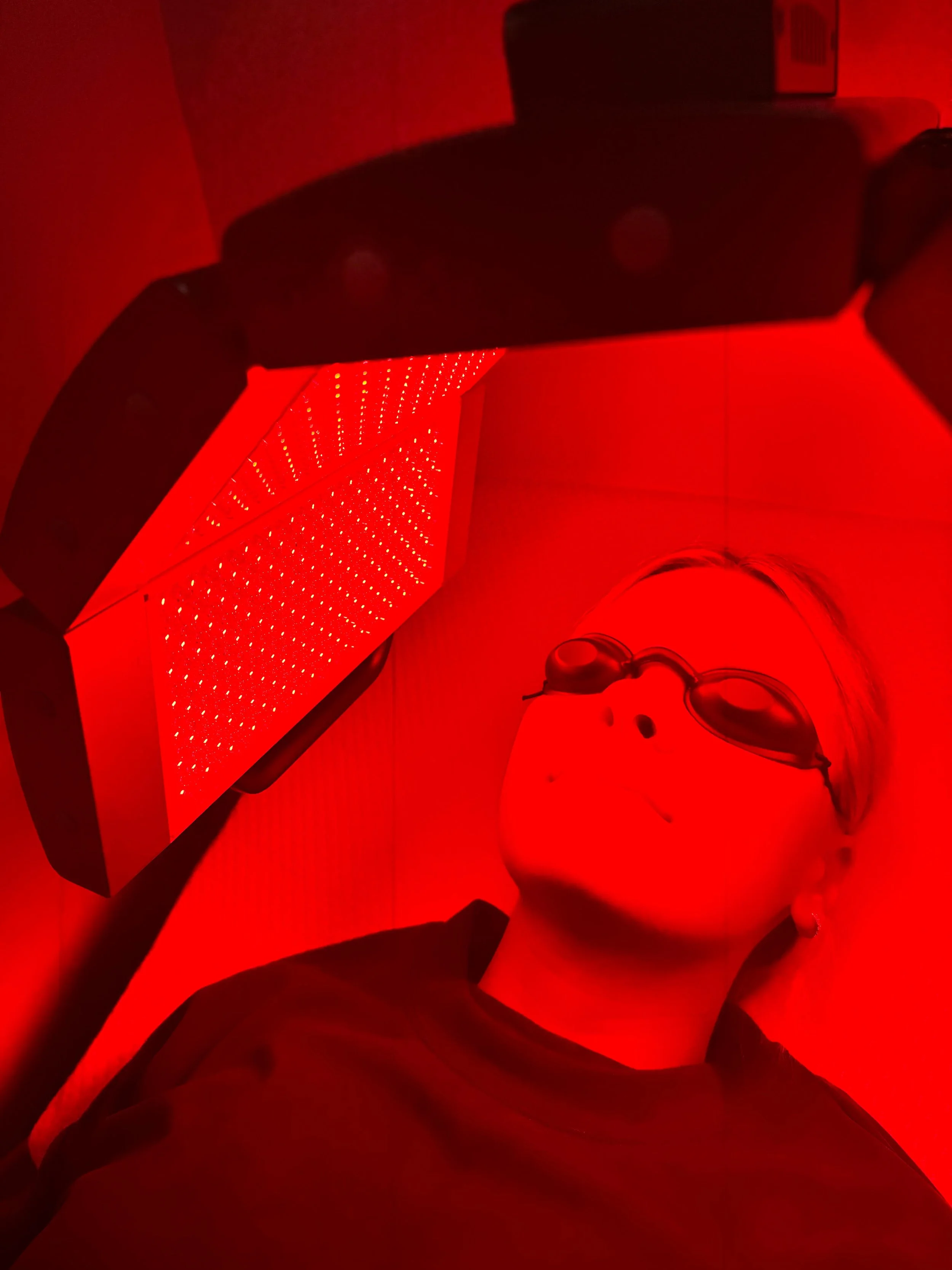 Red Light Therapy — REFRESH WELLNESS DENT