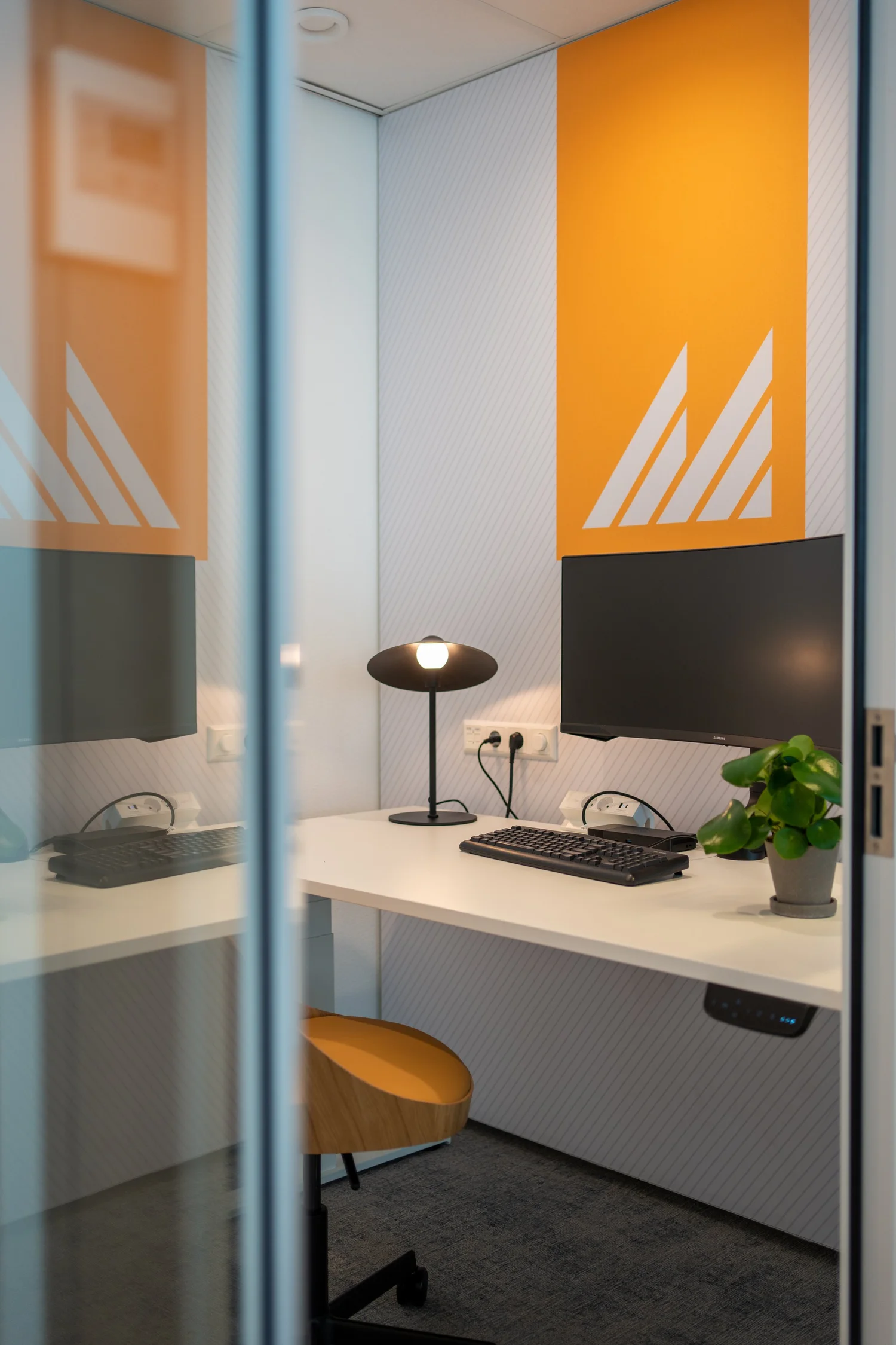 OFFICE | Manhattan Associates — Studio Bower - Interior Architecture ...