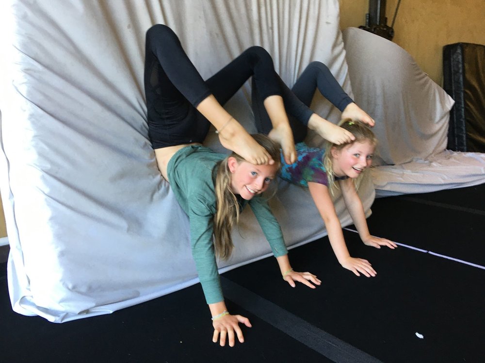 Kids flexibility & Controtion — Island Circus Space