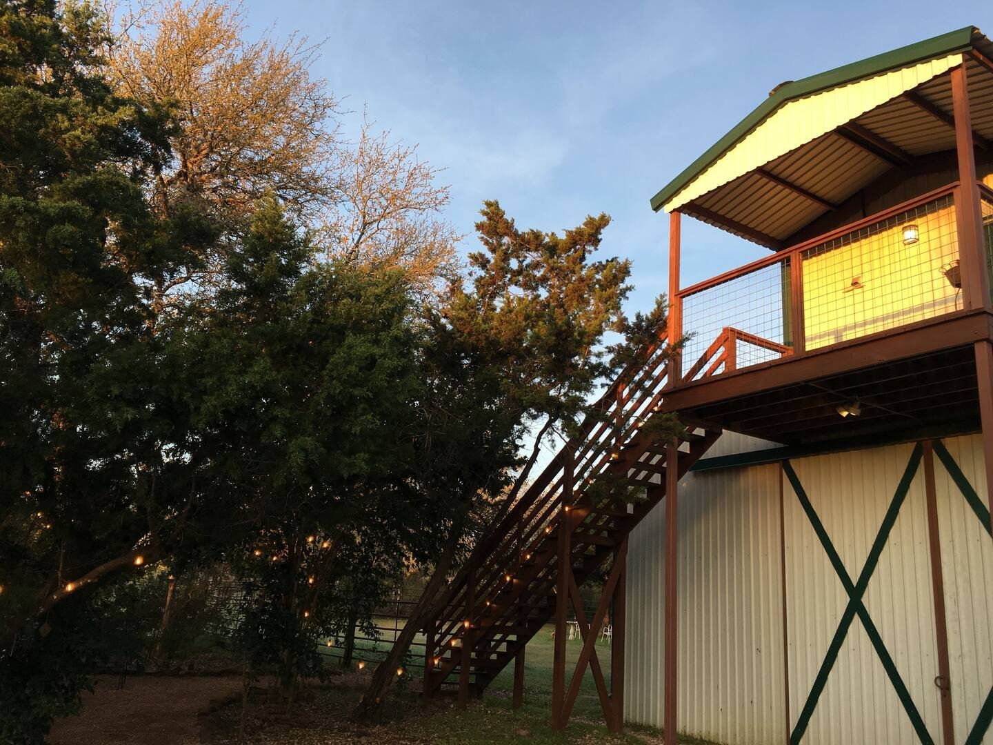 Lodging Spaces in Austin — Hudson Bend Ranch