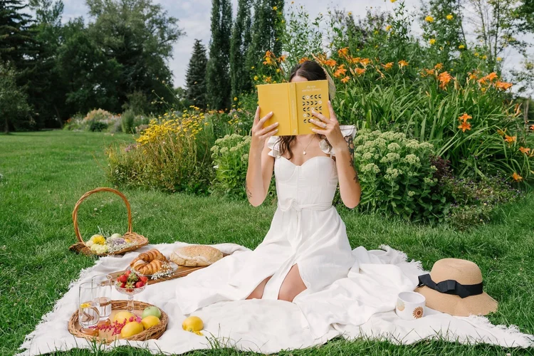Why Building a Strong Author Brand Attracts Your Ideal Readers ...