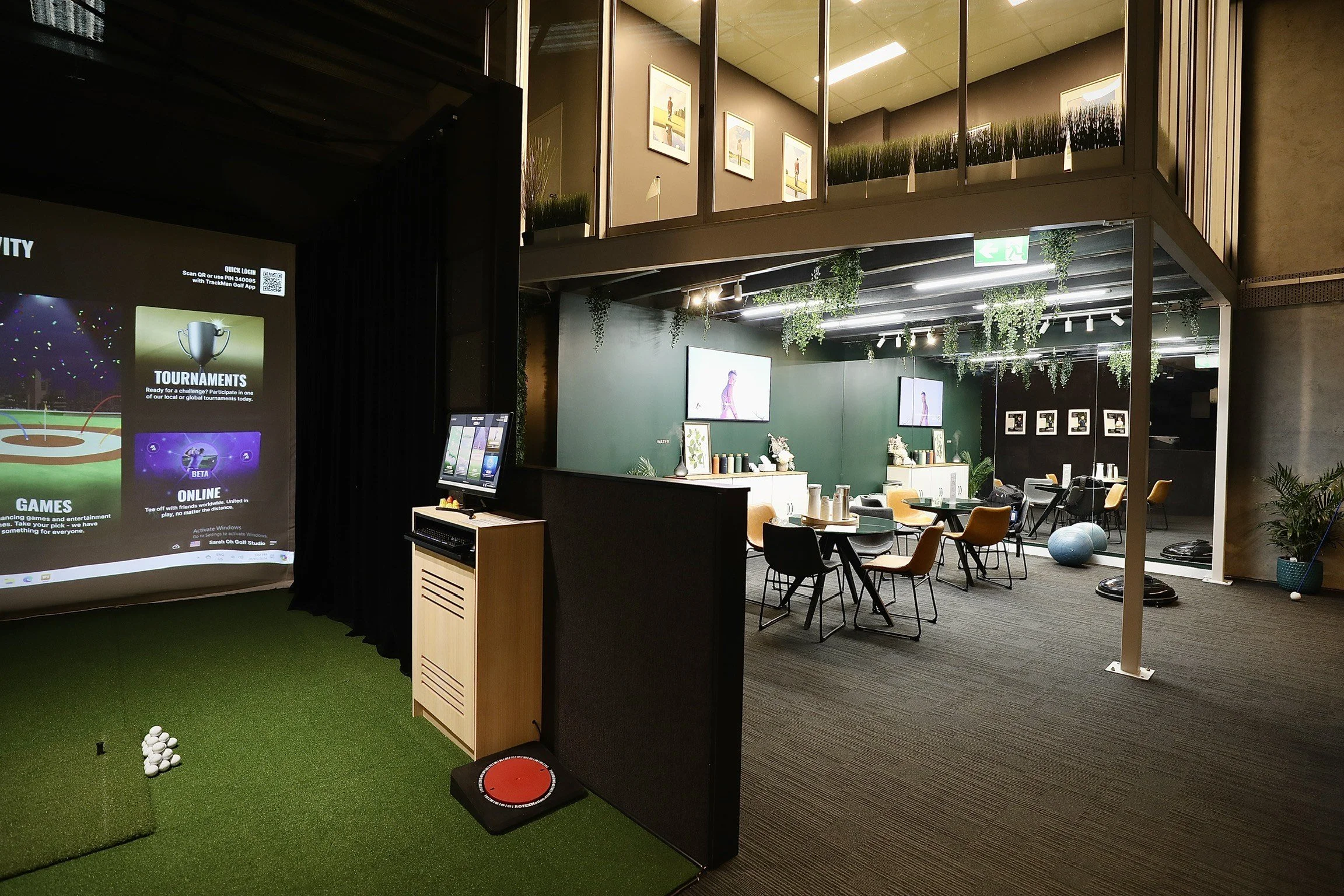 Sarah Oh Golf Studio