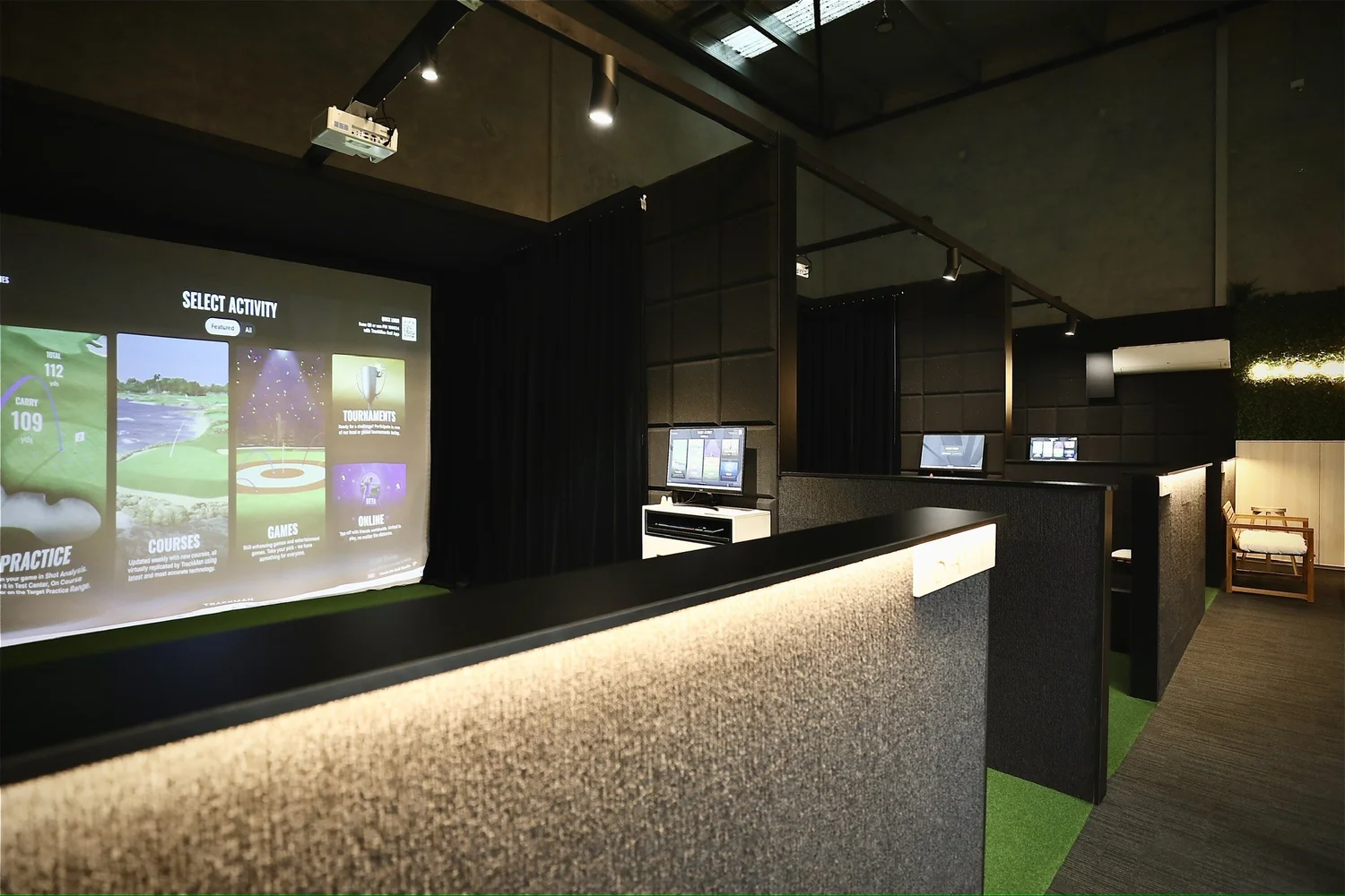 Sarah Oh Golf Studio | Book Your Golf Session Today