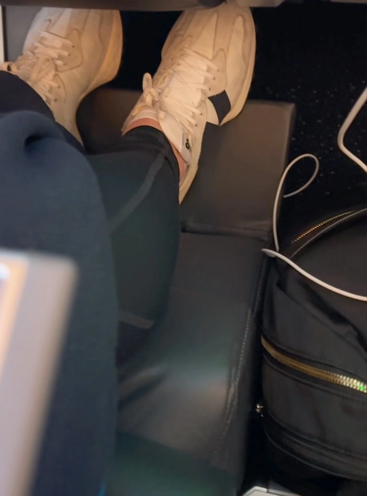 Comparing Virgin Atlantic Premium and Delta Premium Select: A ...