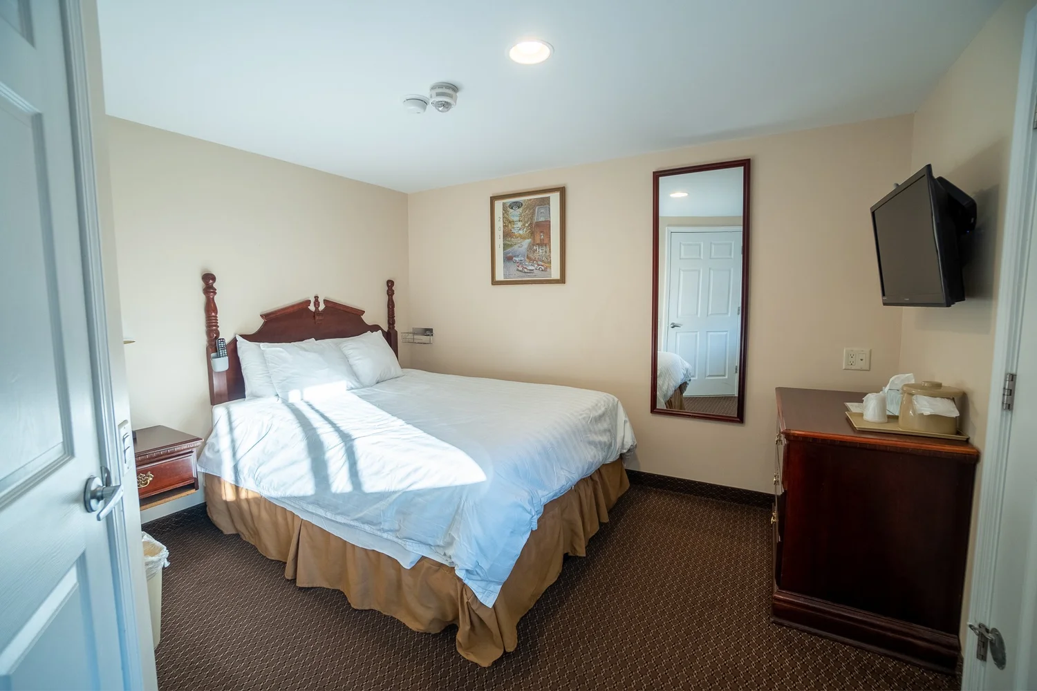 Photos — Watkins Motel
