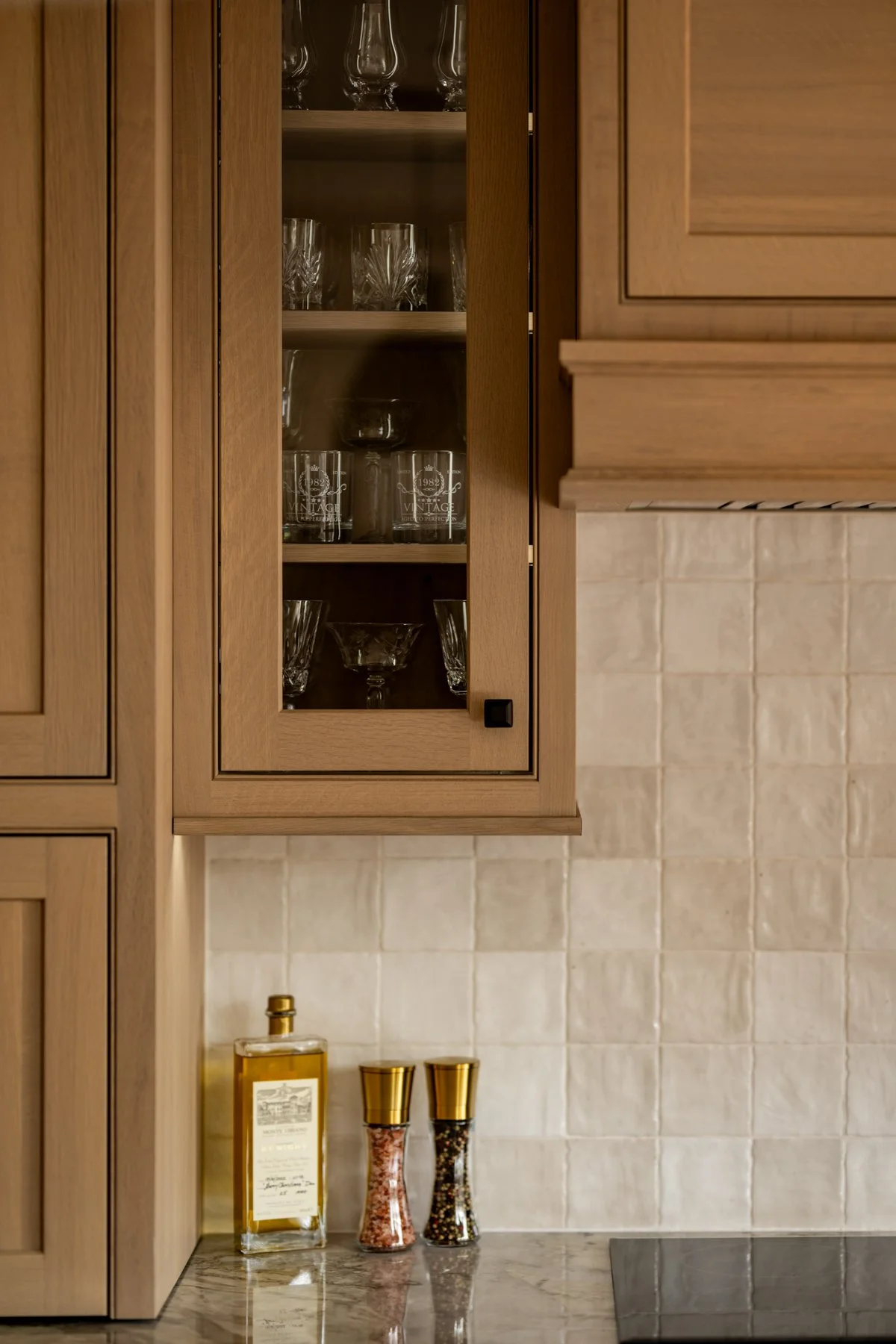 Evergreen Kitchen — Verce Design | Interior Design Studio