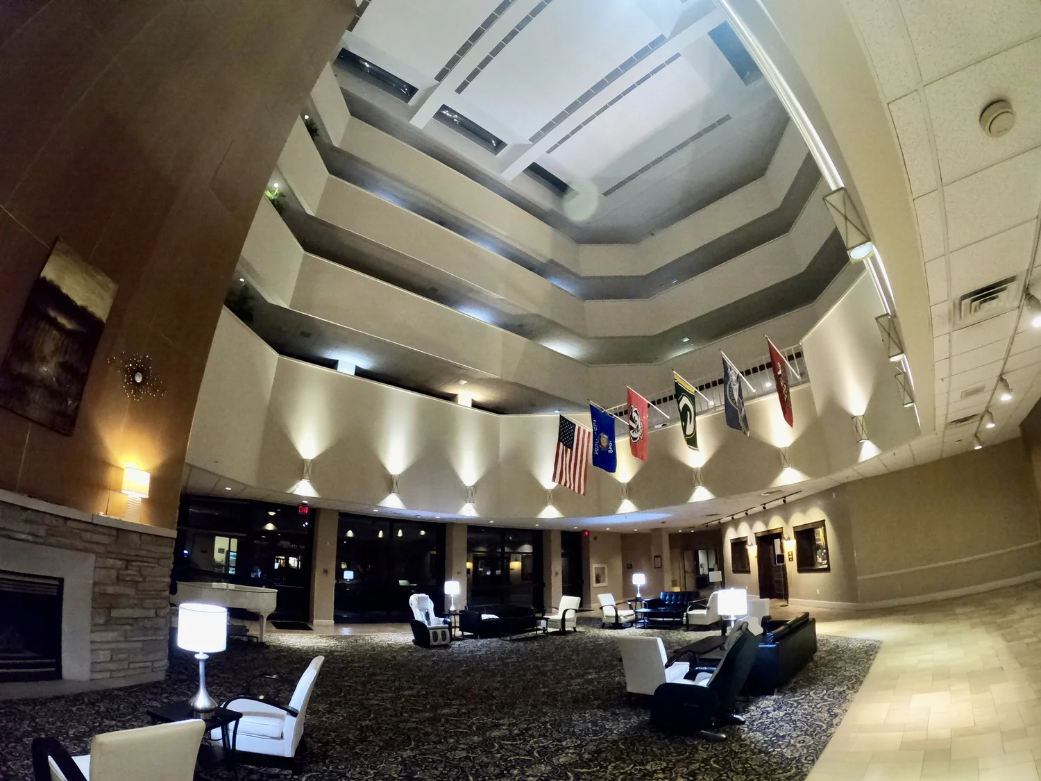 Hotel Mead Resort & Conference Center