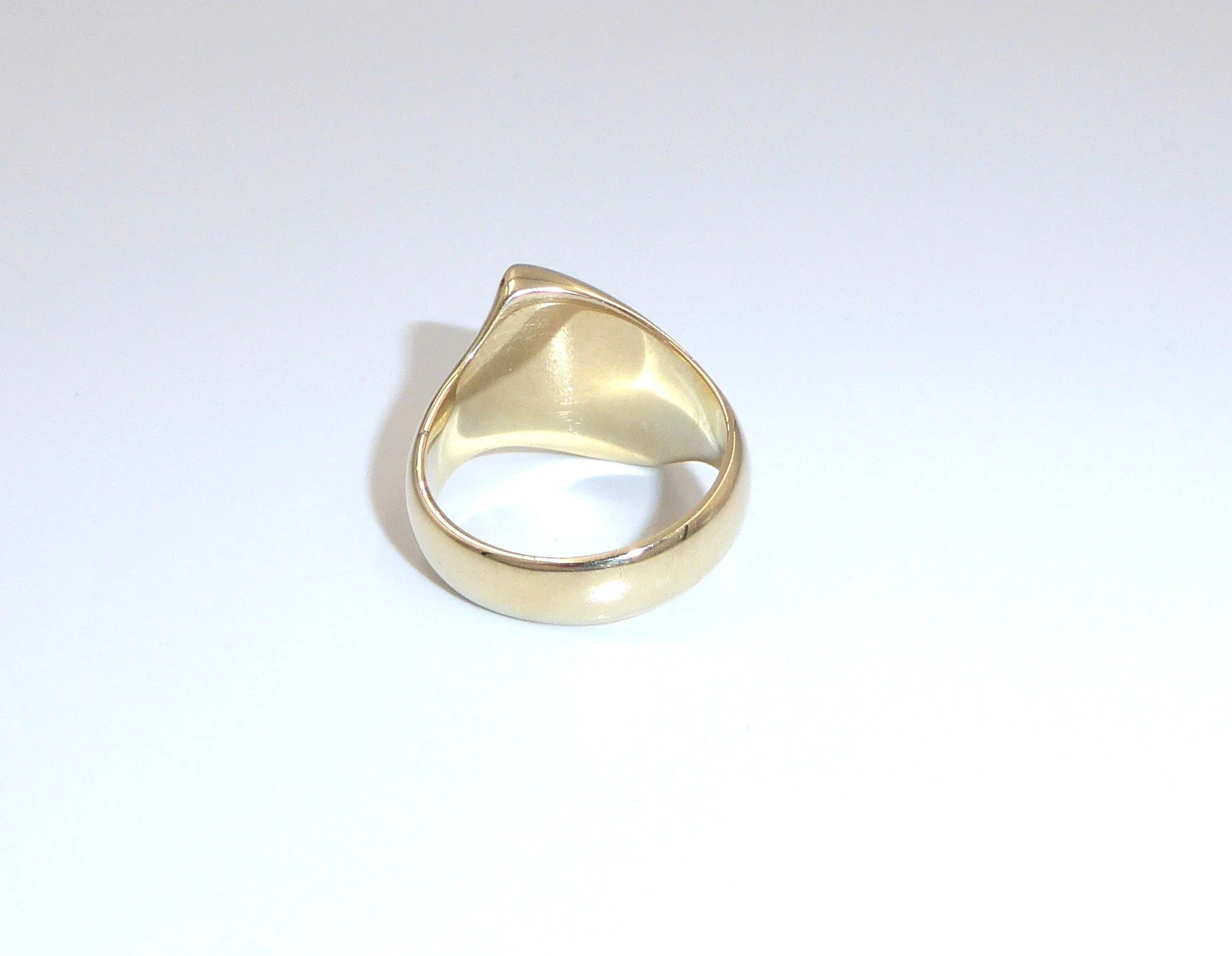 Vintage 9ct gold design ring by Mistral Design, Sheffield 1993 — R.L ...
