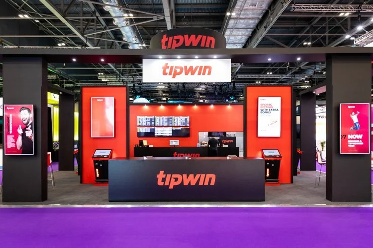 Exhibition Stand Vs. Booth: What’s The Real Difference?