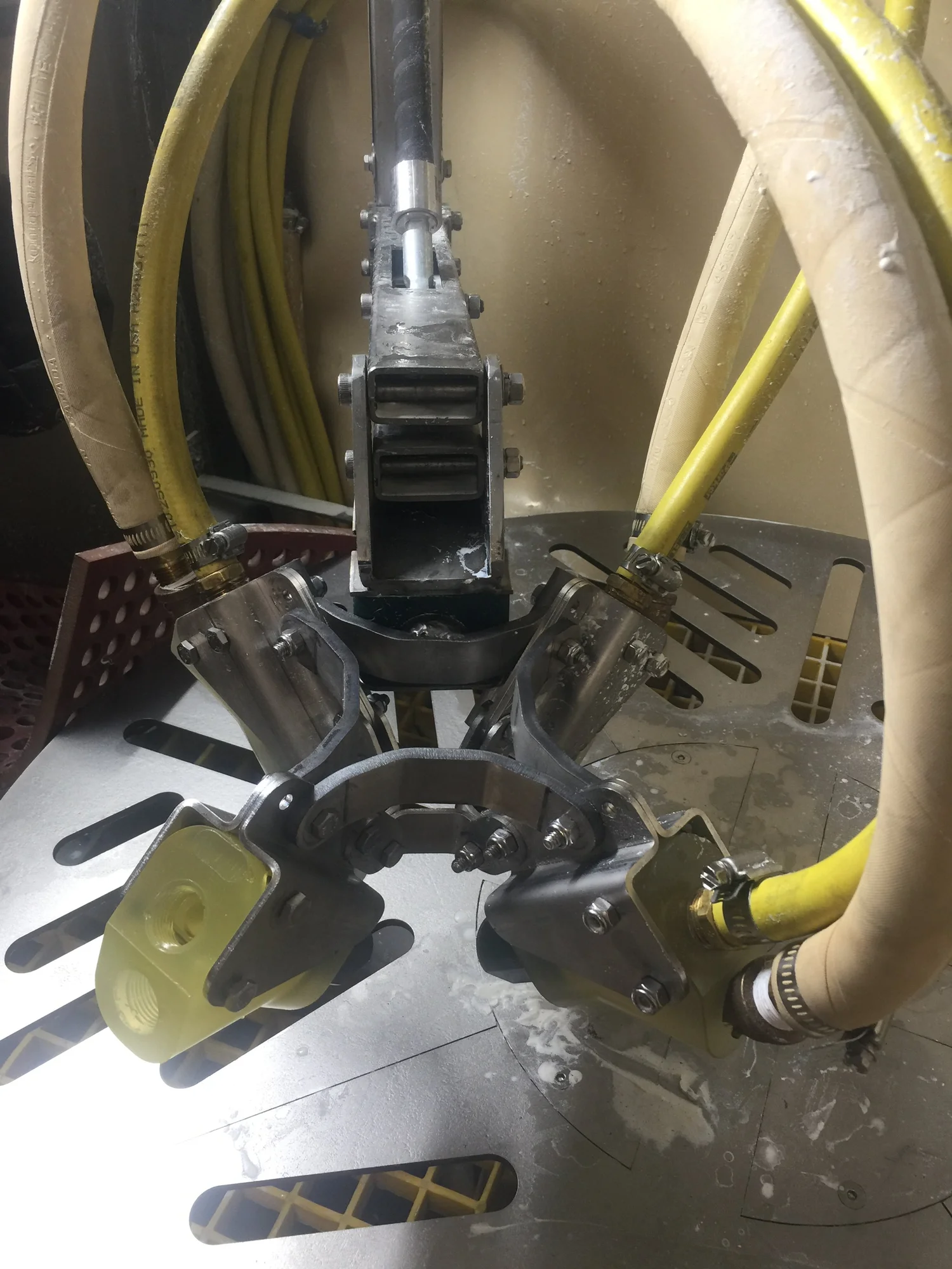 Swing Arm Oscillation Configurations