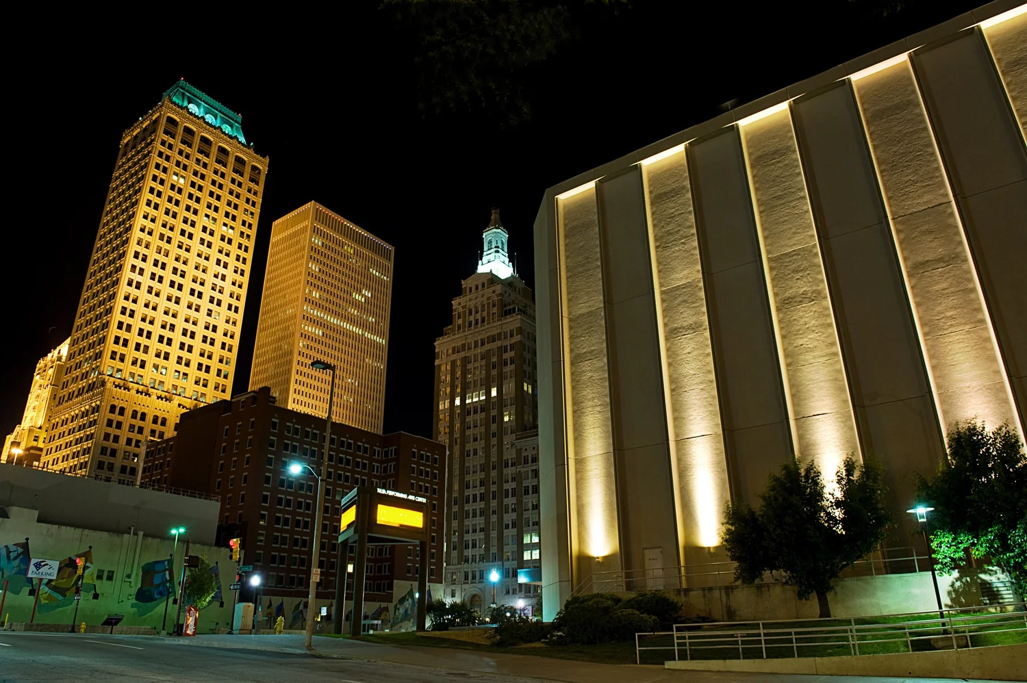 Valentine's Day Getaway & Dinner in Tulsa — Avery Kitchen & Bar